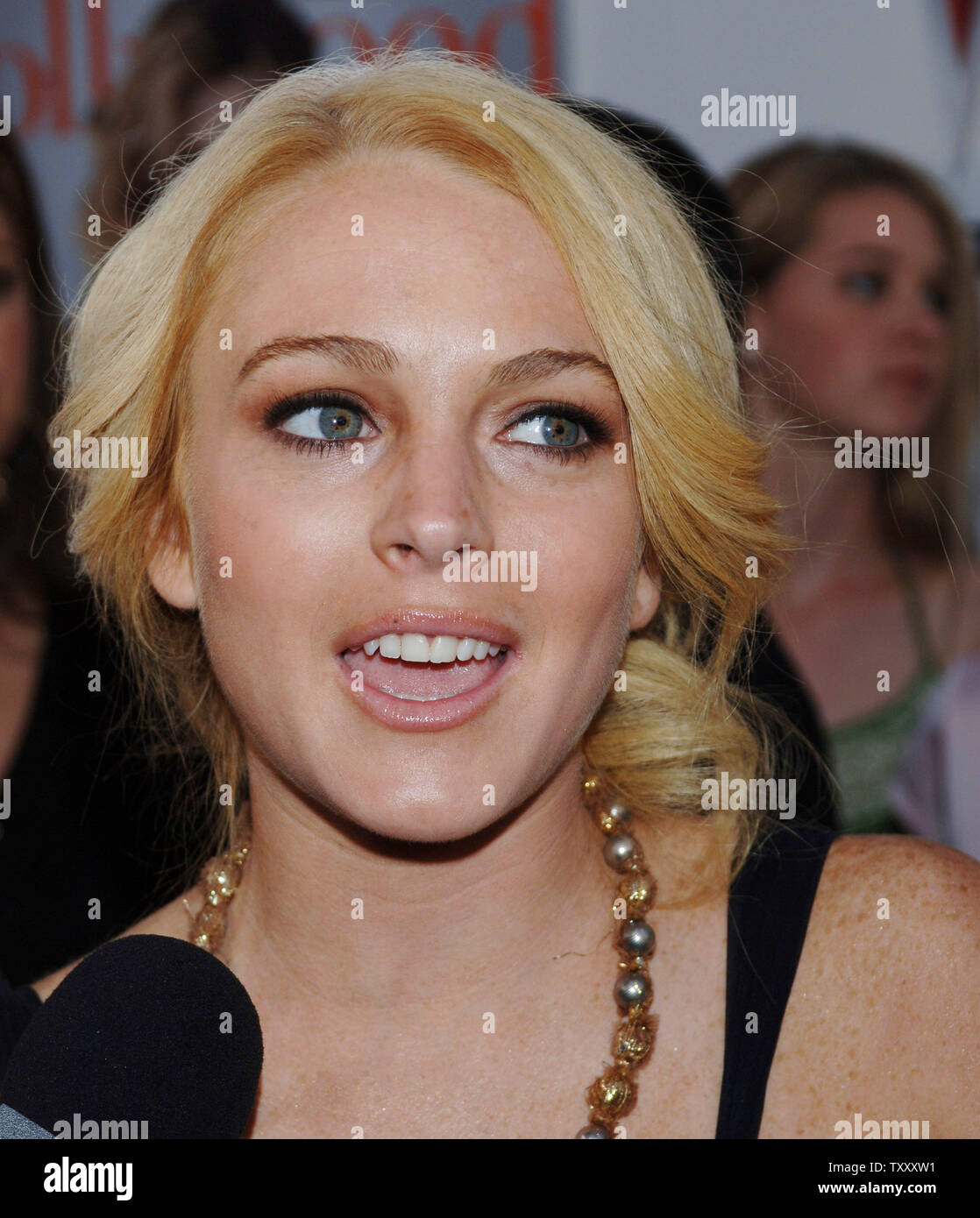 Lindsay lohan young hi-res stock photography and images - Alamy