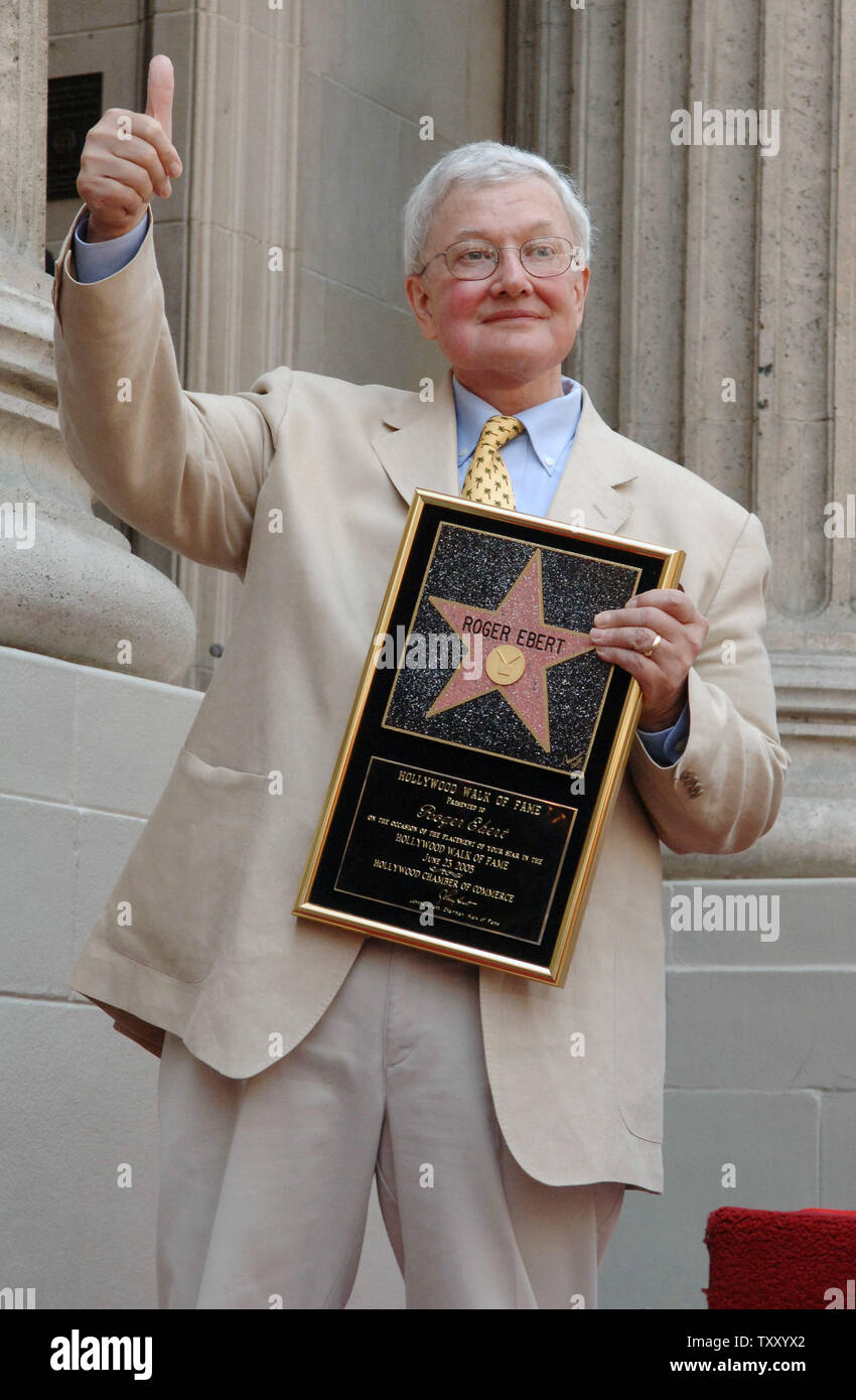Ebert thumbs up hi-res stock photography and images - Alamy