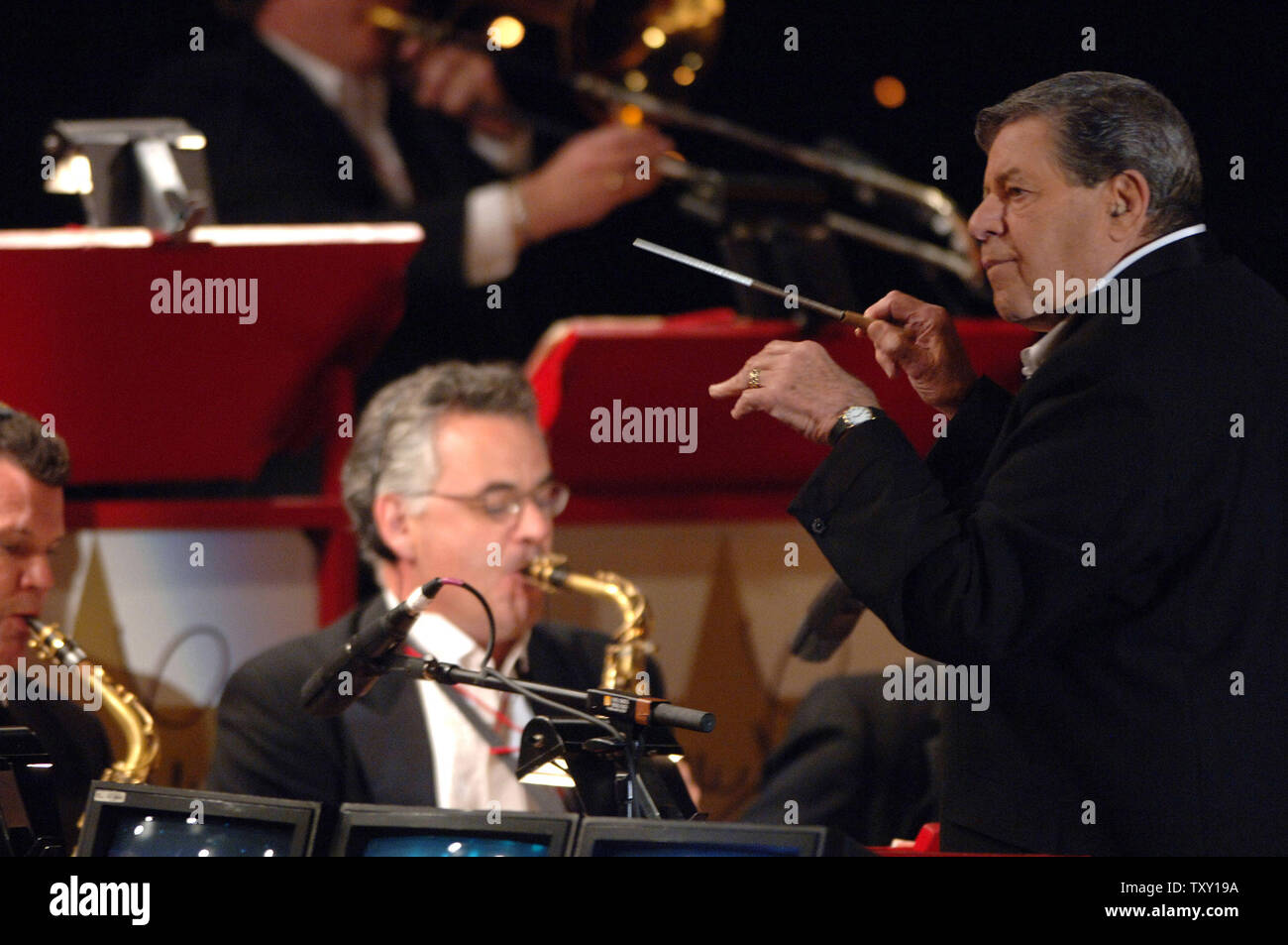 Mda telethon hi-res stock photography and images - Alamy