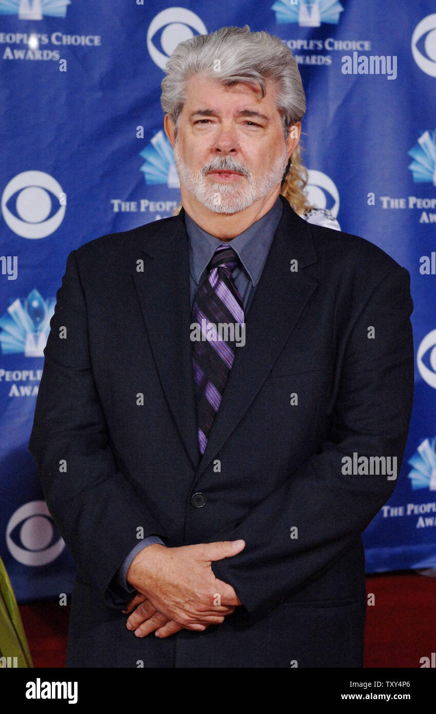 "Star Wars" director George Lucas arrives for the 32nd annual People's ...