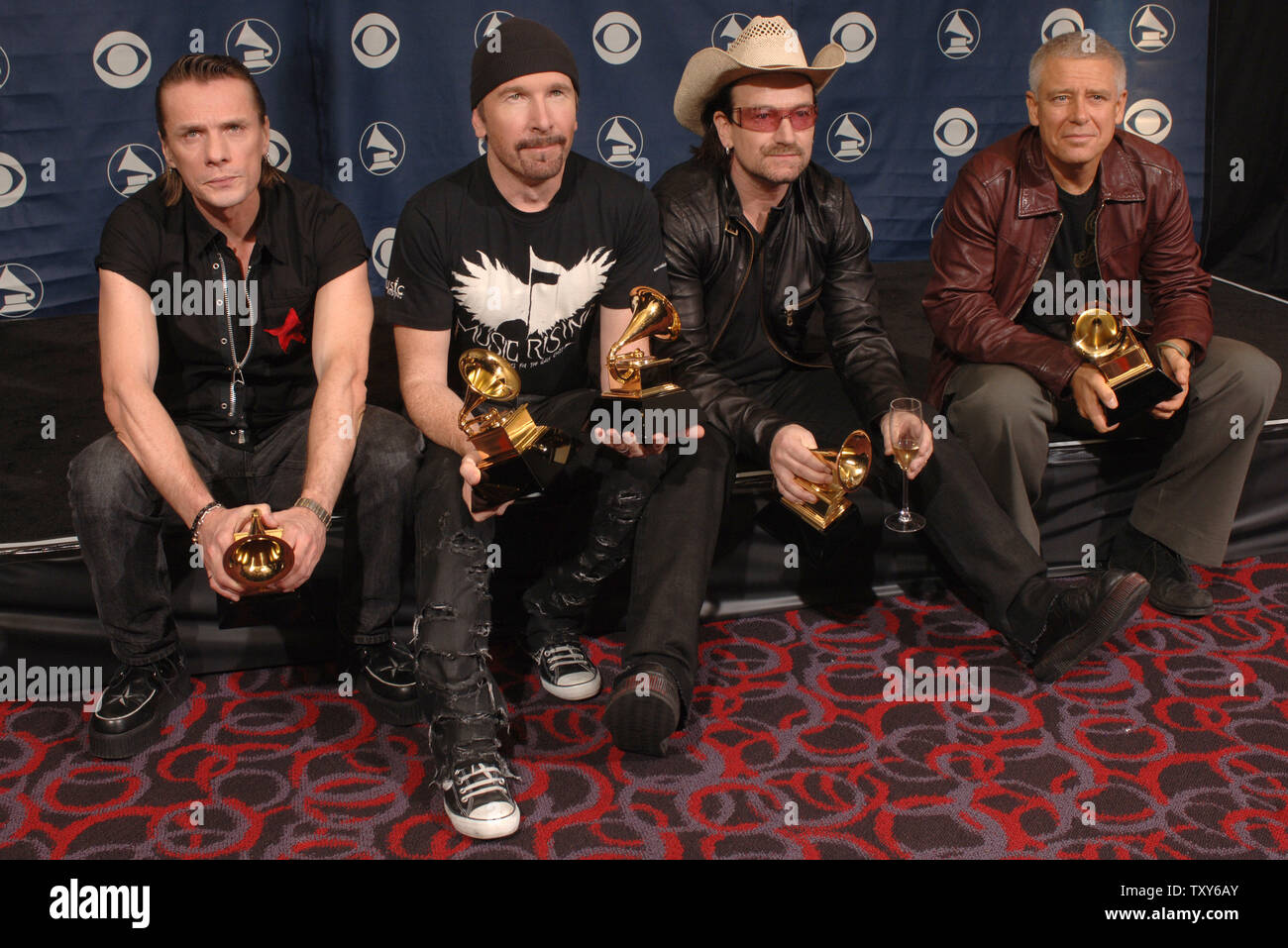 U2 show hi-res stock photography and images - Alamy
