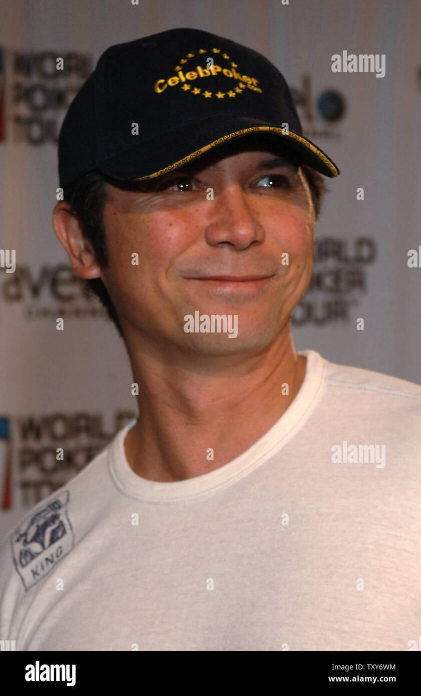 Actor lou diamond phillips arrives hi-res stock photography and images ...