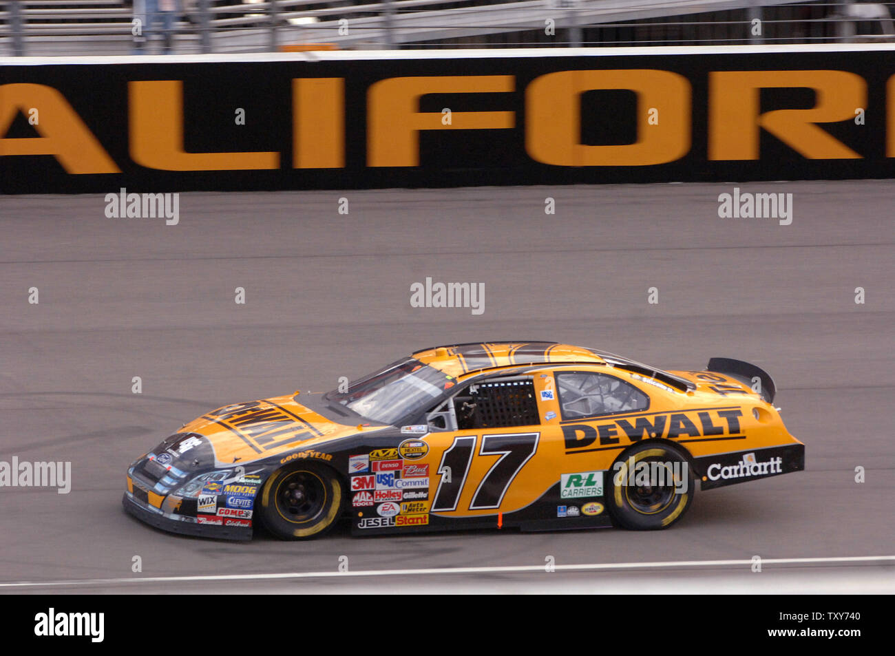 Auto club speedway finish line hi-res stock photography and images - Alamy