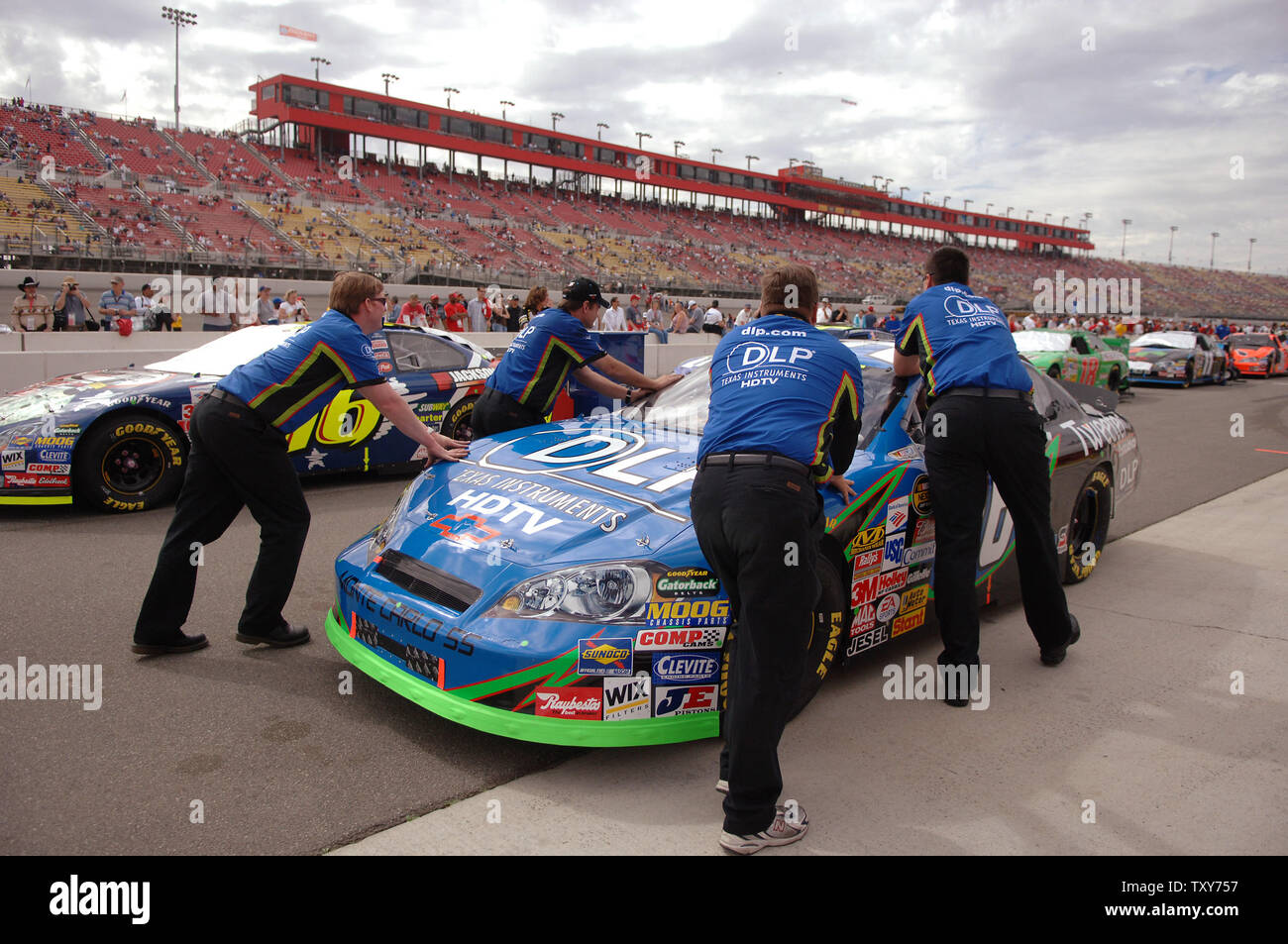 Auto club speedway california hi-res stock photography and images - Alamy