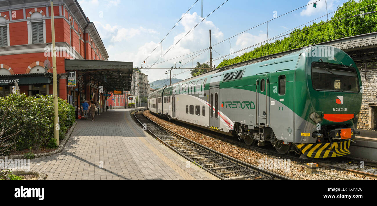 COMO, ITALY - JUNE 2019: Panoramic view of a modern electric train in ...