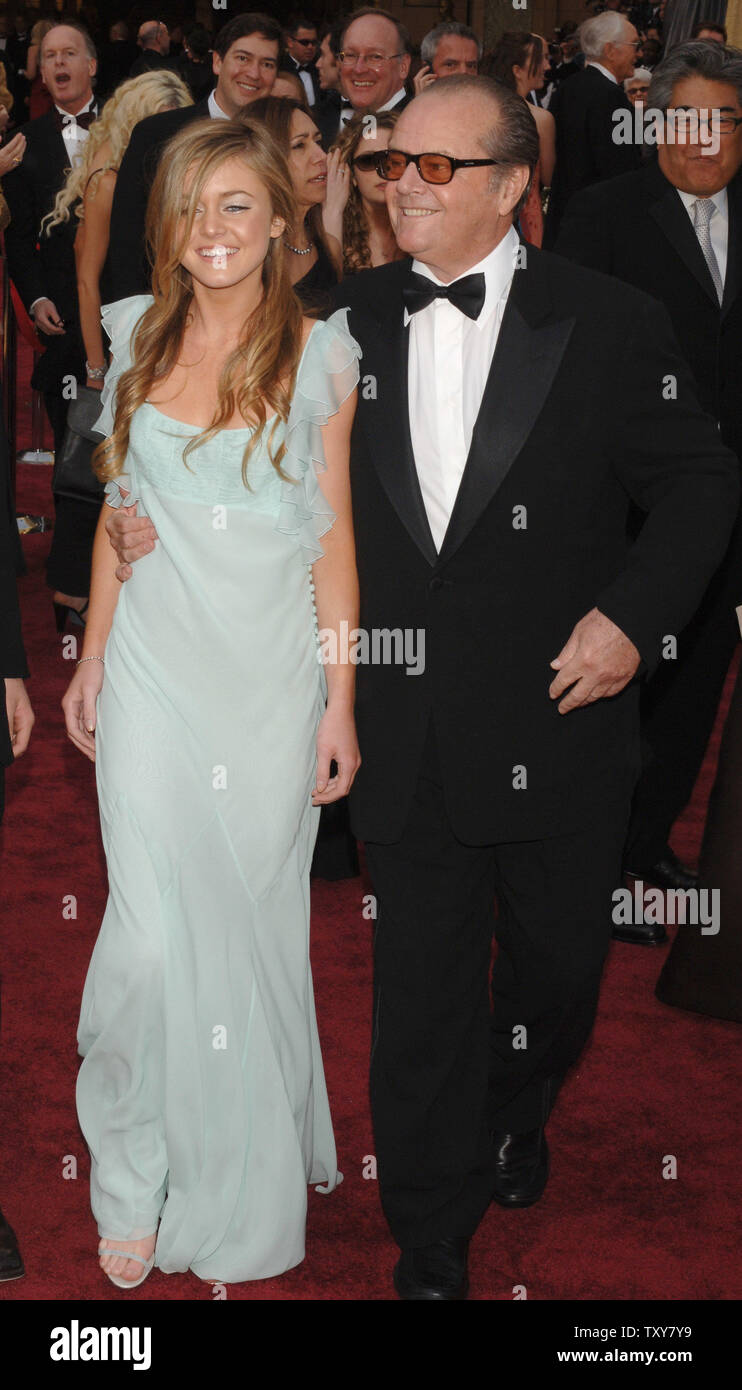 Actor Jack Nicholson and his daughter Lorraine arrive for the 78th ...