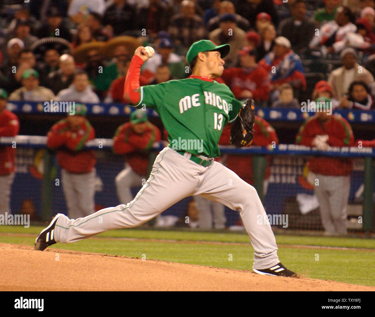 Mexico's Rodrigo Lopez pitches in the first inning during Mexico vs ...