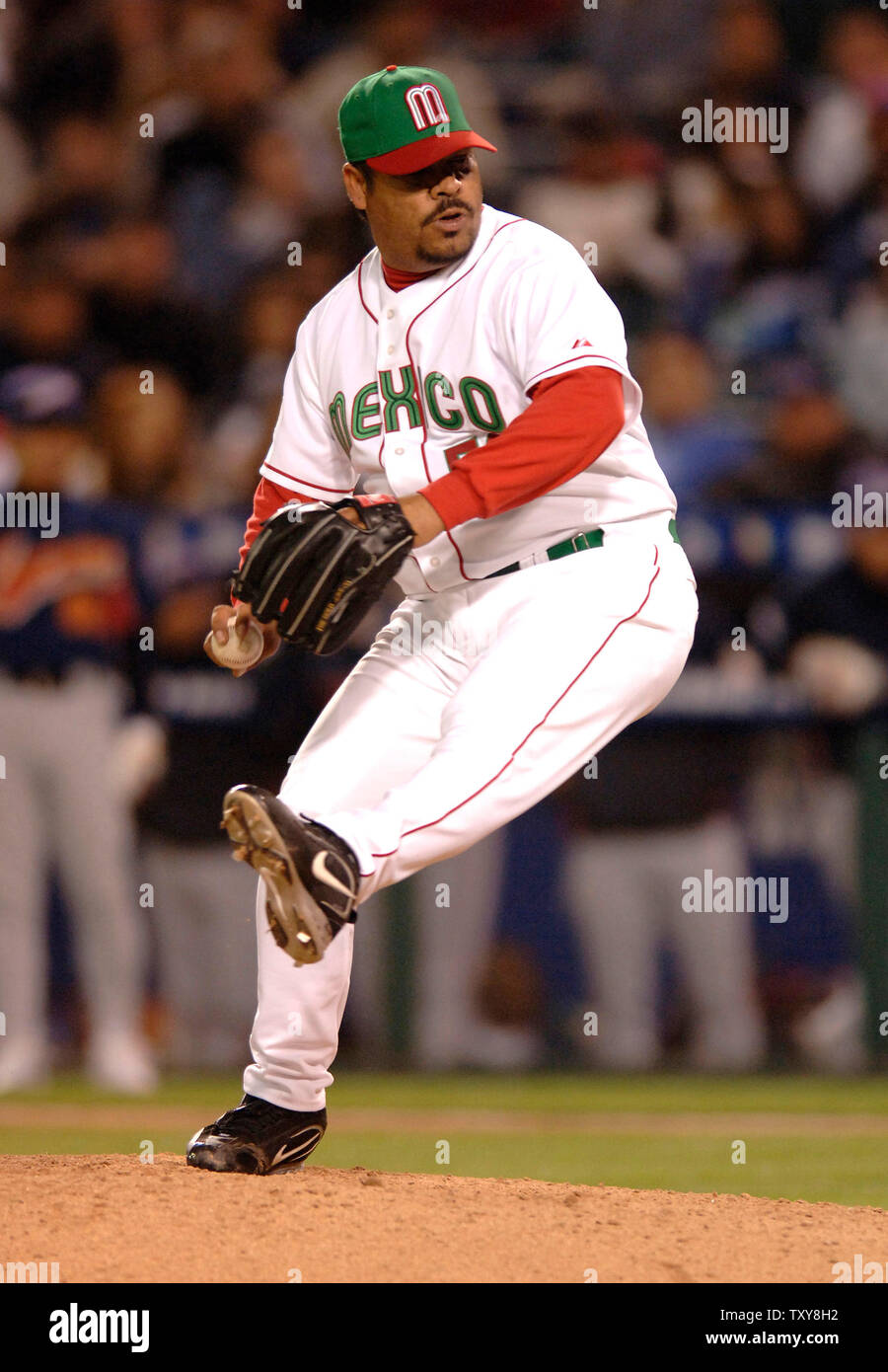 Antonio osuna hi-res stock photography and images - Alamy