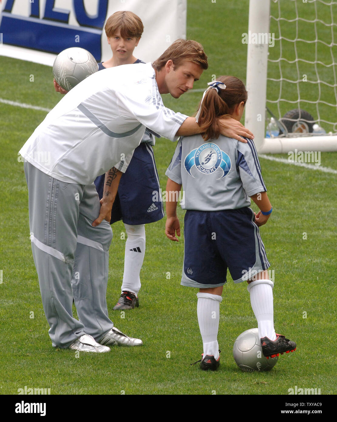 Young david beckham hi-res stock photography and images - Alamy