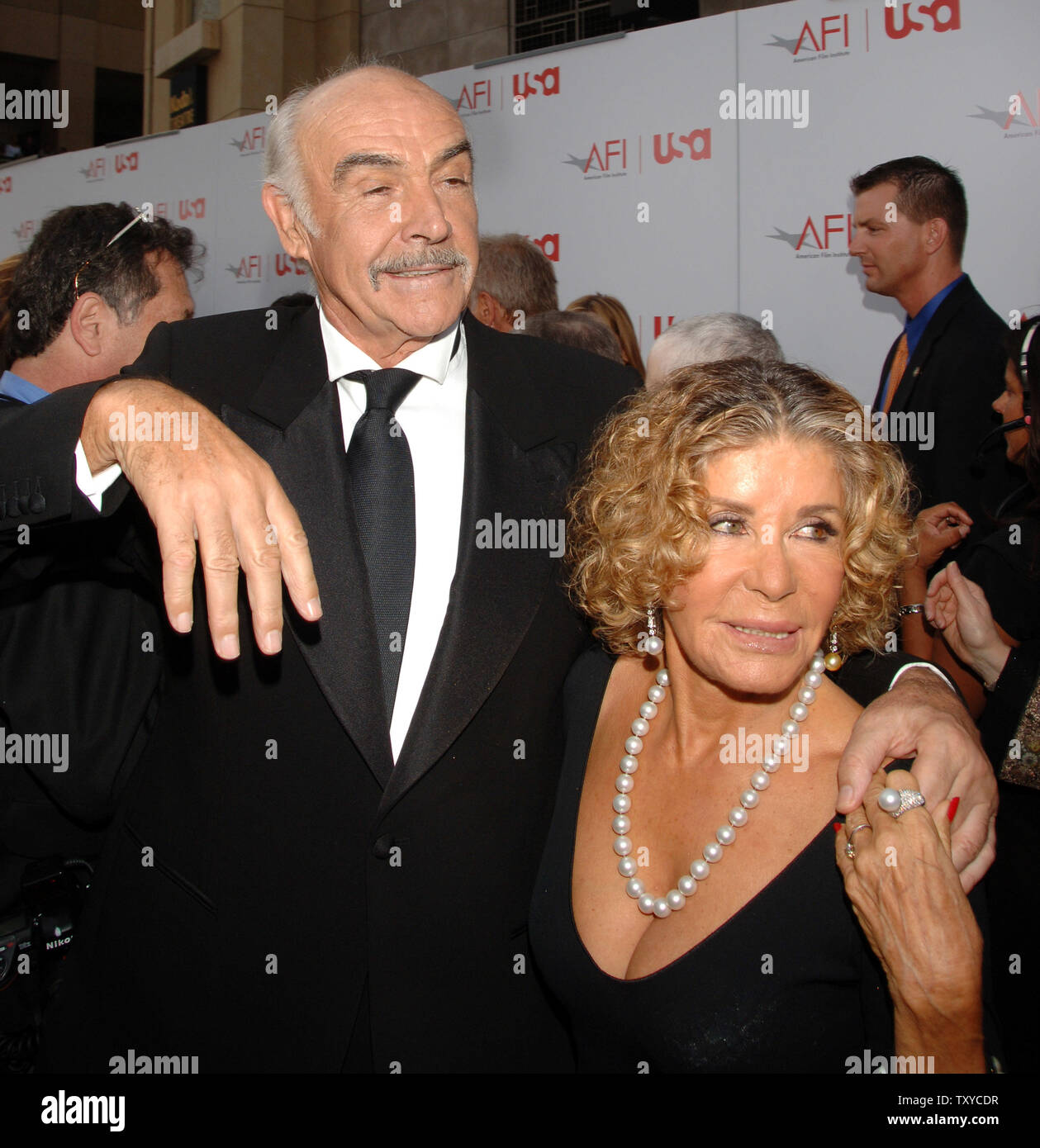 Sean Connery (L) and wife Micheline arrive for American Film Institute ...