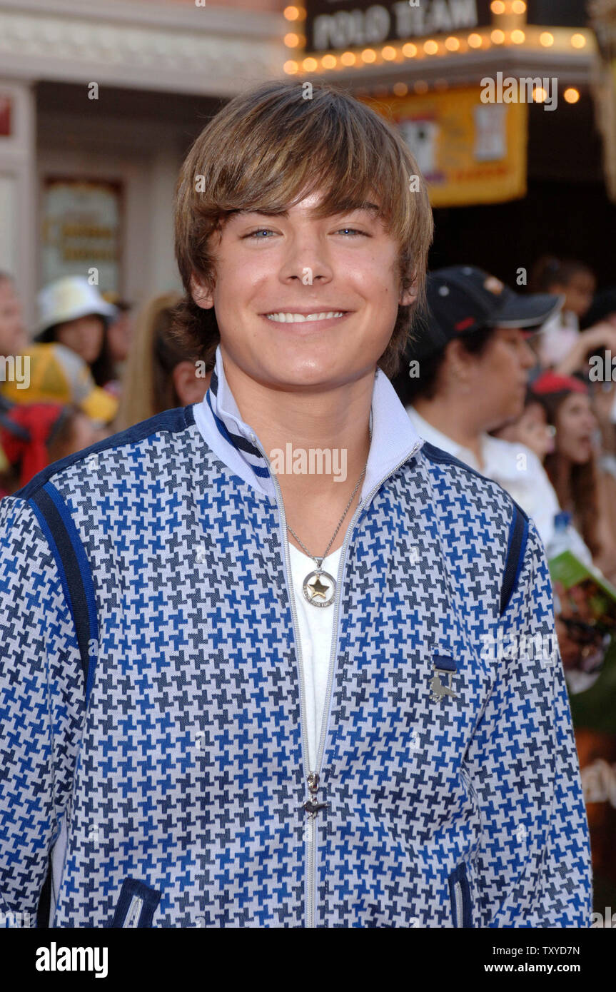 Actor Zack Efron arrives for the world premiere of 'Pirates of the ...