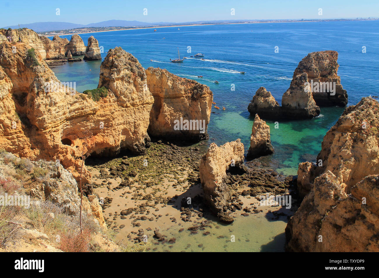 Panoramic view of stacks in the ocean - Lagos Stock Photo - Alamy
