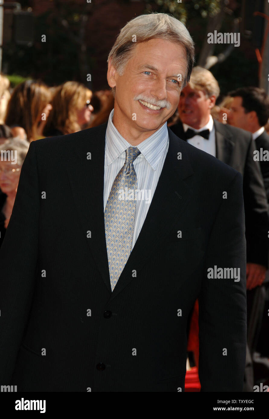 Actor Marc Harmon arrives at the 2006 Creative Arts Emmys in Los ...