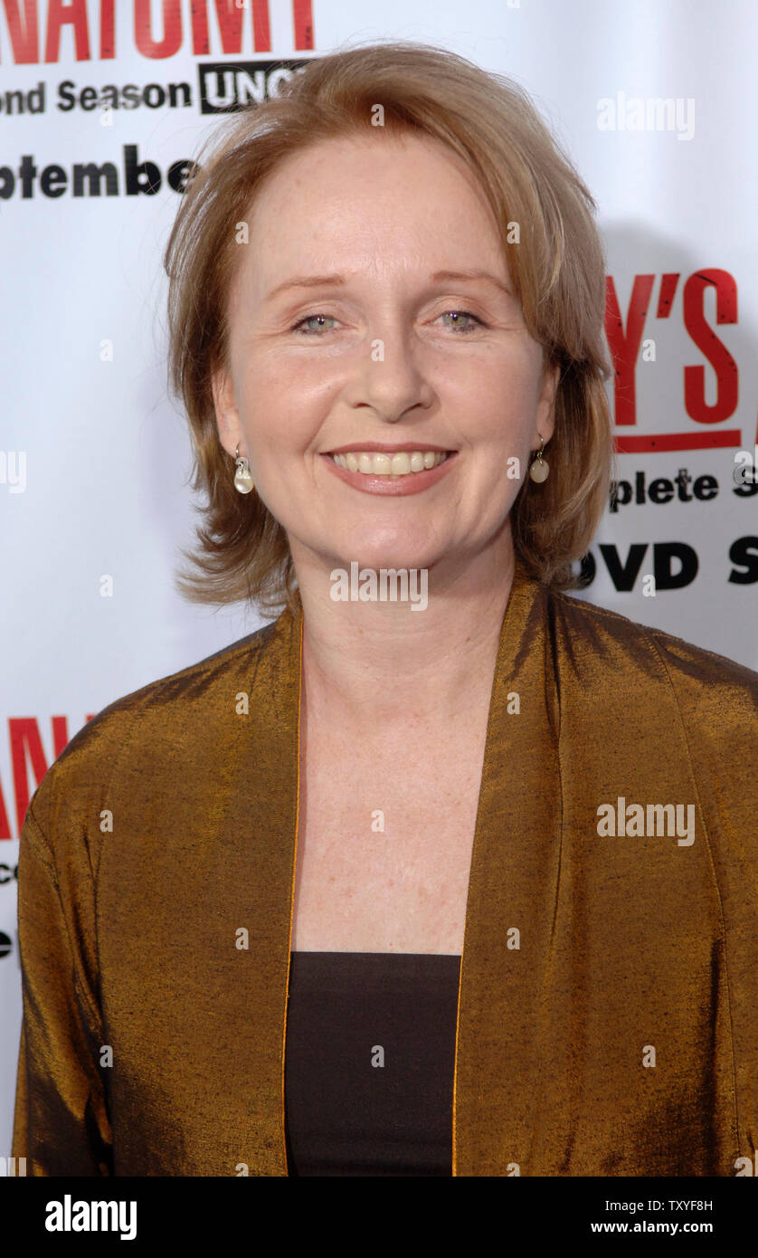 Actress Kate Burton arrives for the Grey's Anatomy 'The Complete Second ...