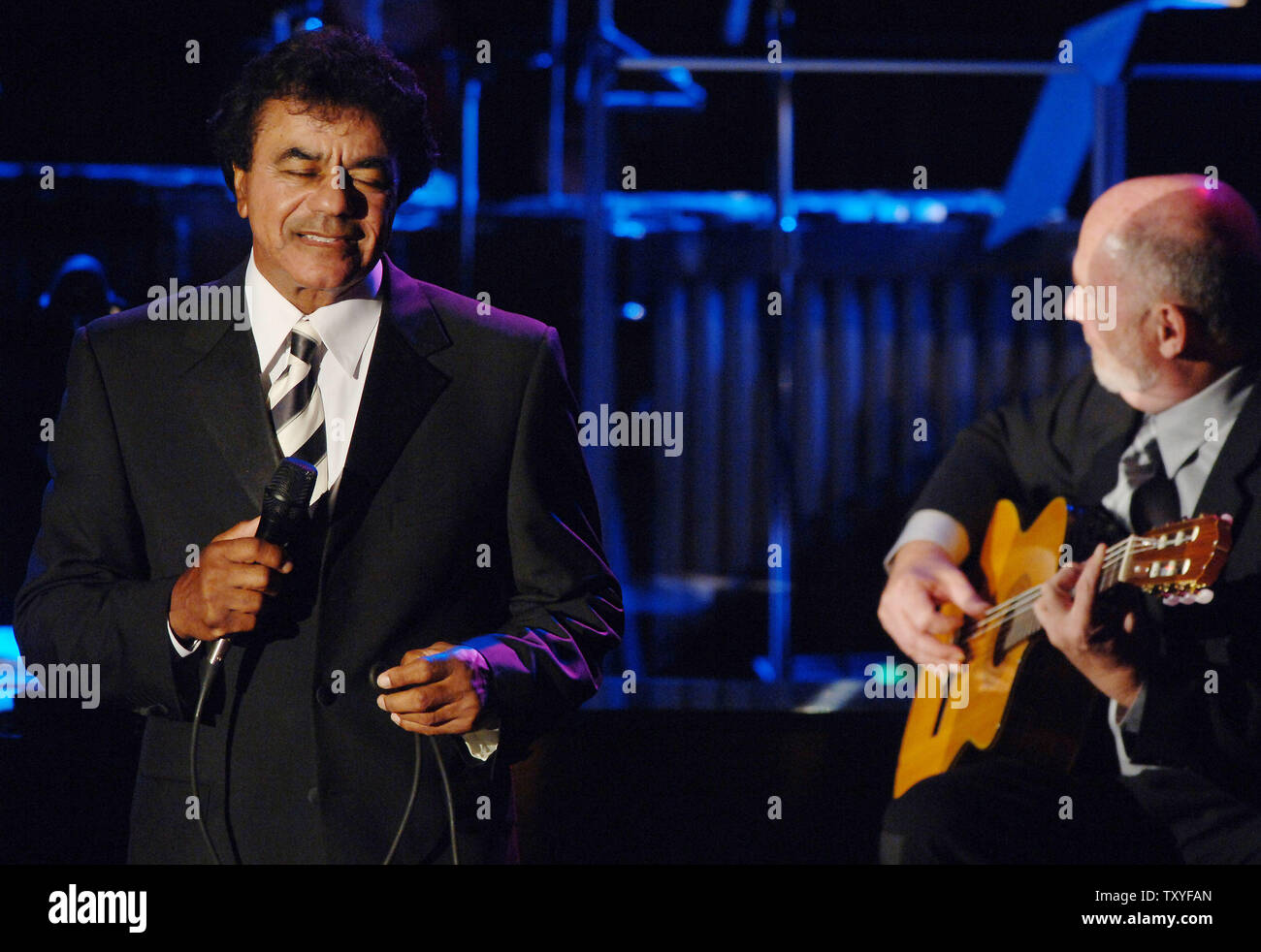Singer Johnny Mathis performs at the 15th annual Society of Singers ...