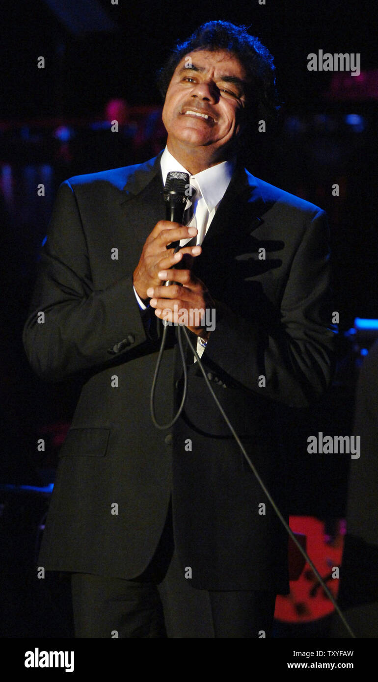Singer Johnny Mathis performs at the 15th annual Society of Singers ...
