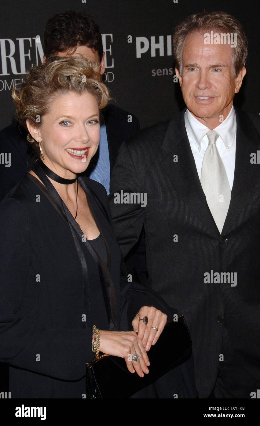 Actress Annette Bening and her husband actor Warren Beatty arrive for ...