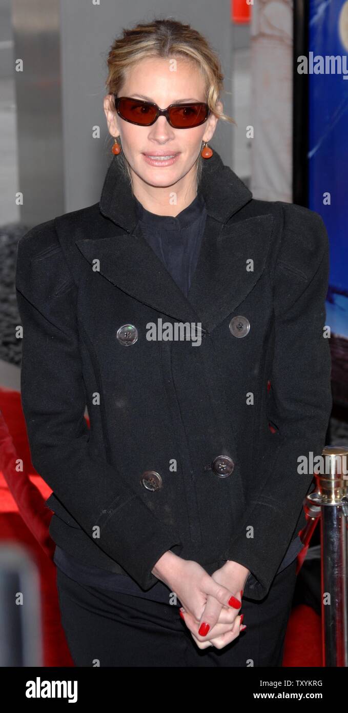 Actress Julia Roberts, the voice of Charlotte A. Cavatica in the motion ...