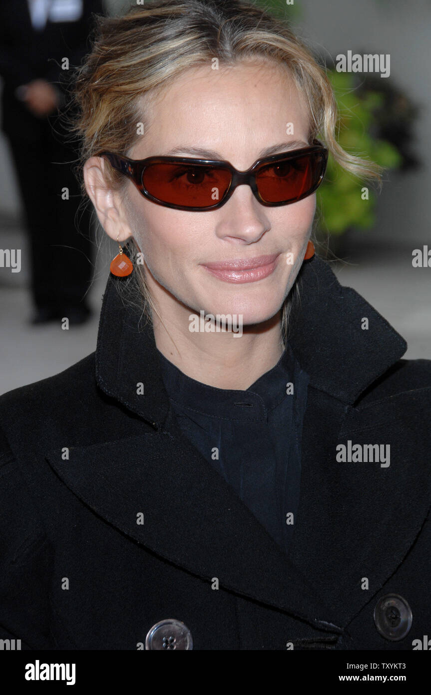 Actress Julia Roberts, the voice of Charlotte A. Cavatica in the motion ...