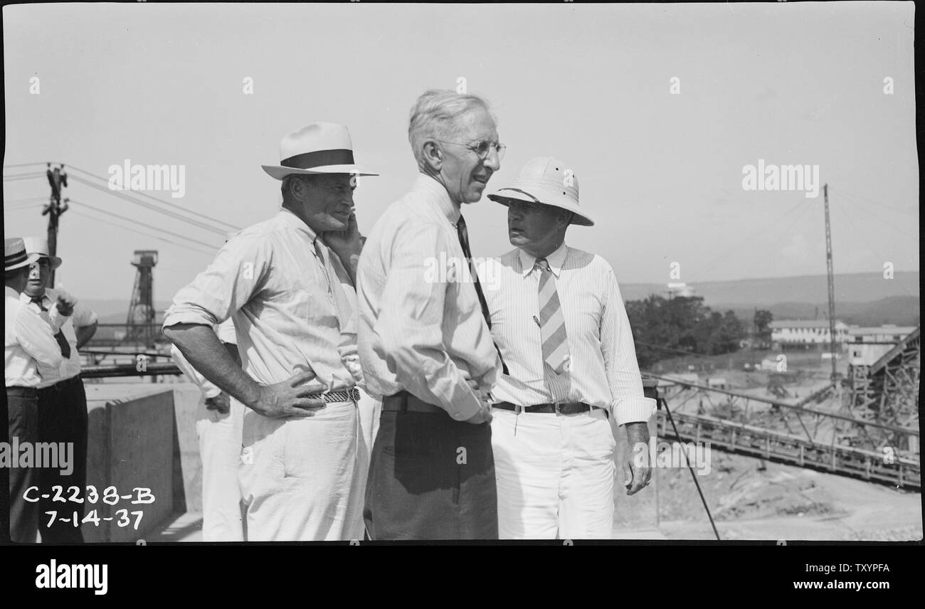 Warren perry hi-res stock photography and images - Alamy