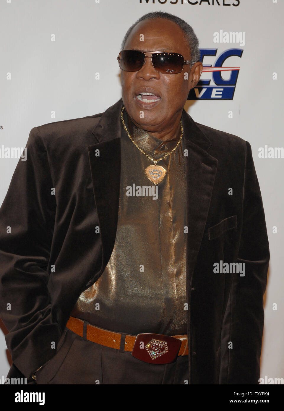 Singer Sam Morse arrives for the 2007 MusiCares Person of the Year ...