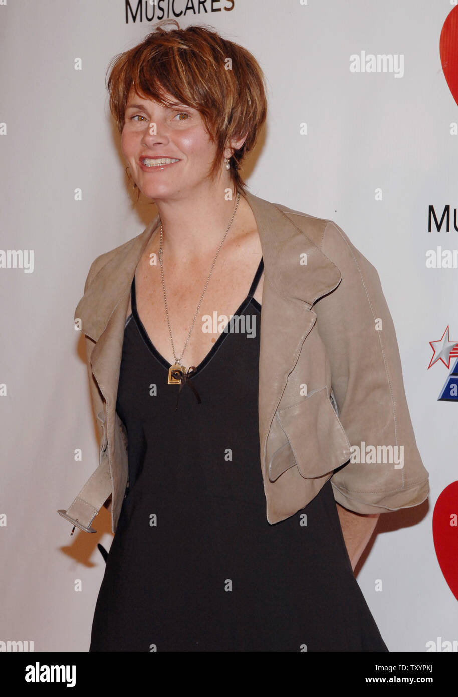 Shawn colvin hi-res stock photography and images - Alamy