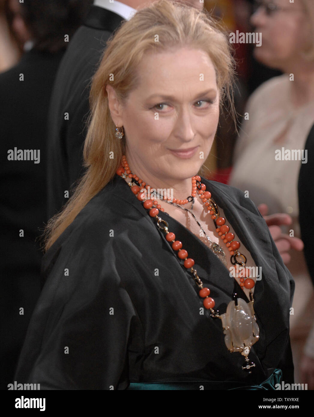 Actress Meryl Streep arrives for the 79th annual Academy Awards at the ...