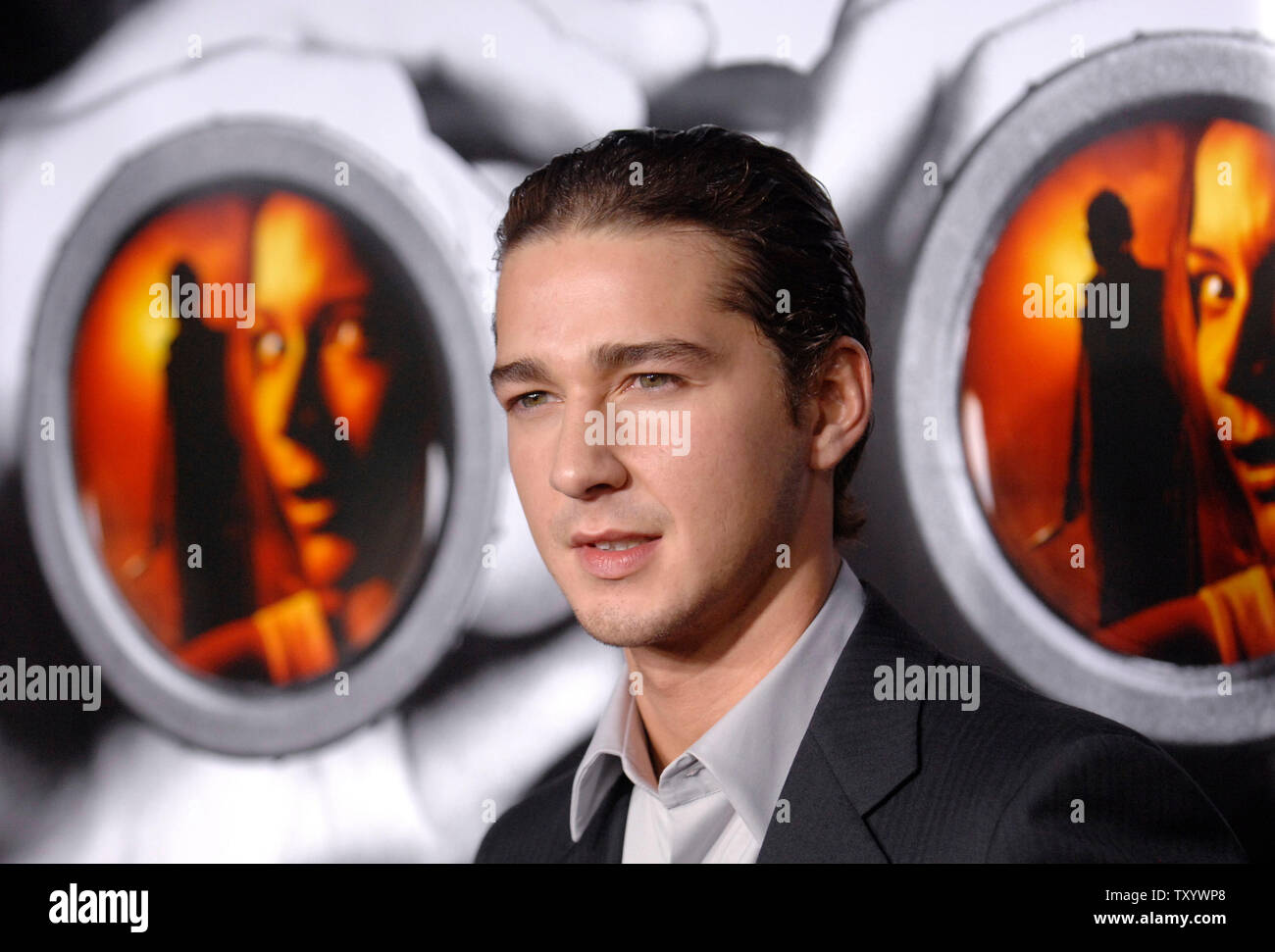 Disturbia 2007 shia labeouf hi-res stock photography and images - Alamy