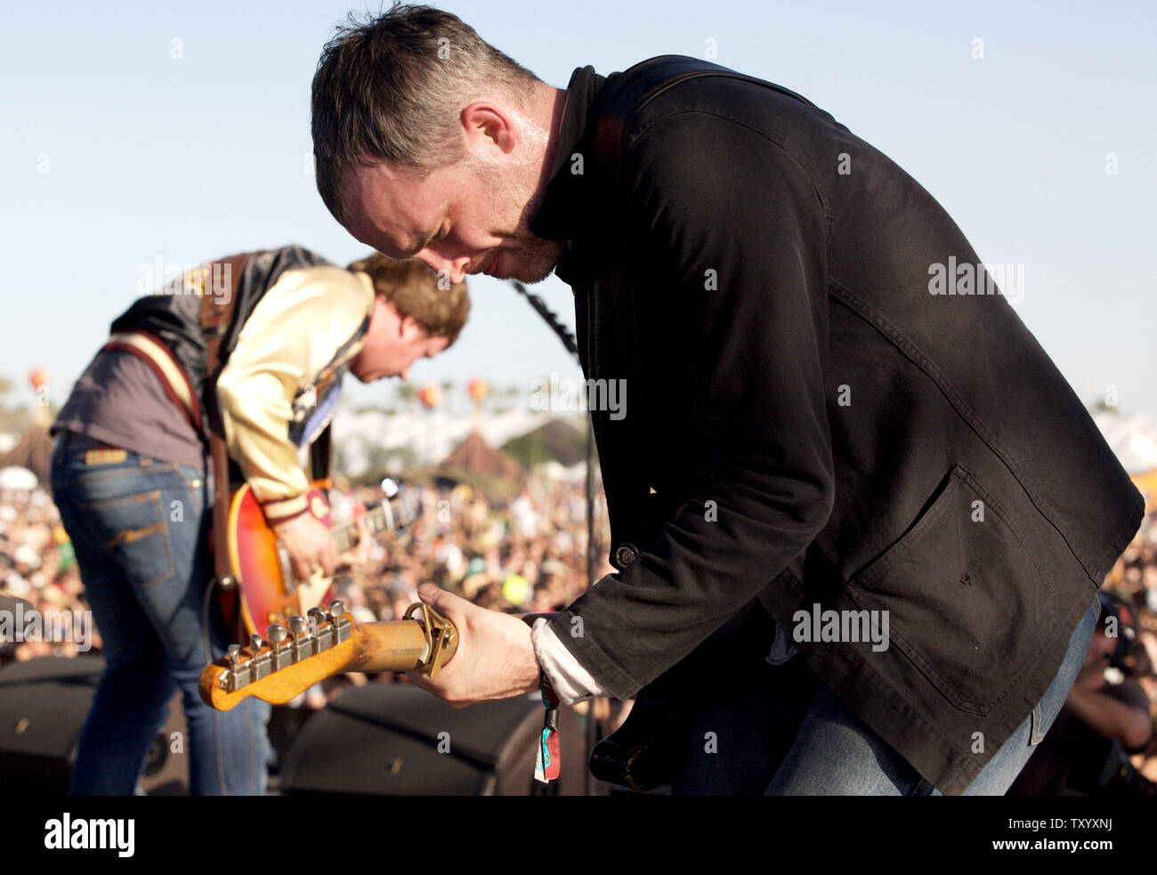 Lead singer fran healy hi-res stock photography and images - Alamy