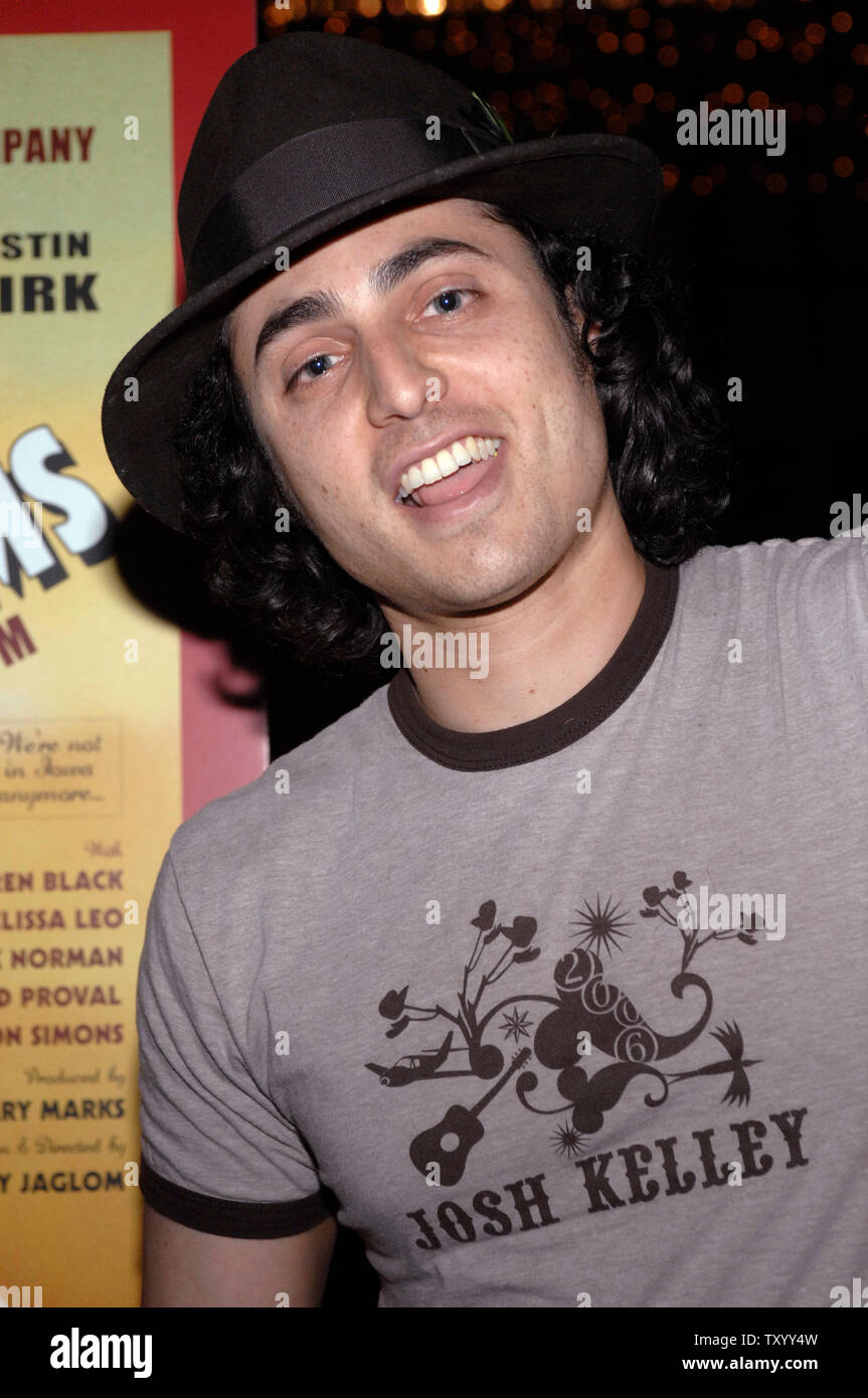 Keaton simons hi-res stock photography and images - Alamy