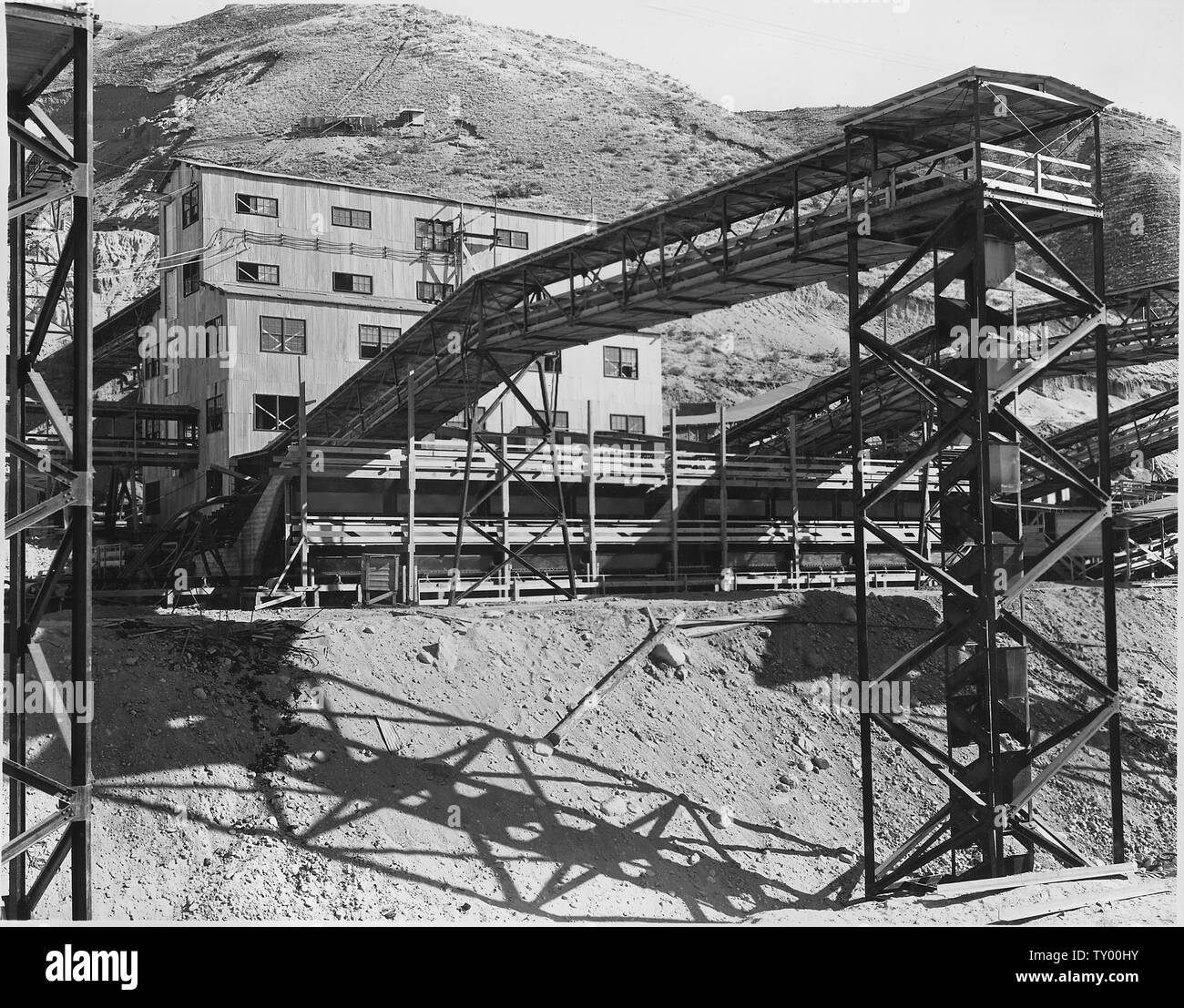 Contractor's sand and gravel plant. The screen house and one of the ...