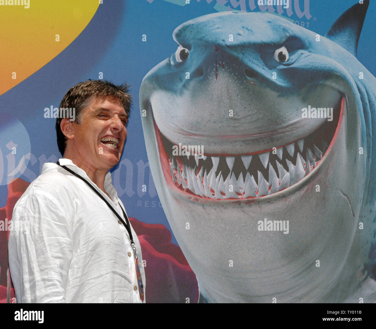 Craig Ferguson arrives for the celebrity preview of the Finding Nemo ...