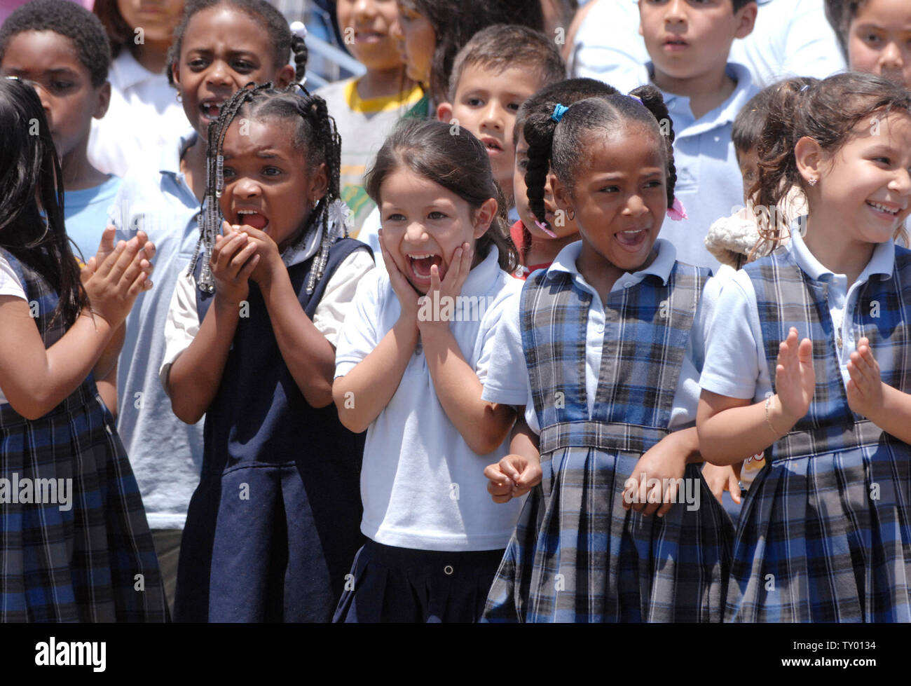 Students react as Hilary Duff visits Normandie Elementary school to ...