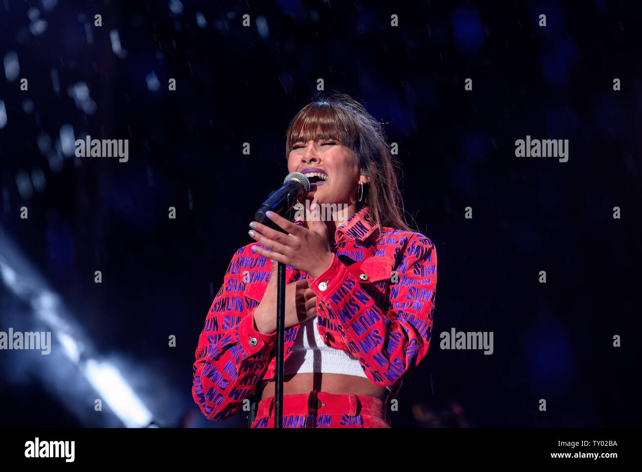 BARCELONA - MAY 18: Aitana (singer from Operacion Triunfo show ...