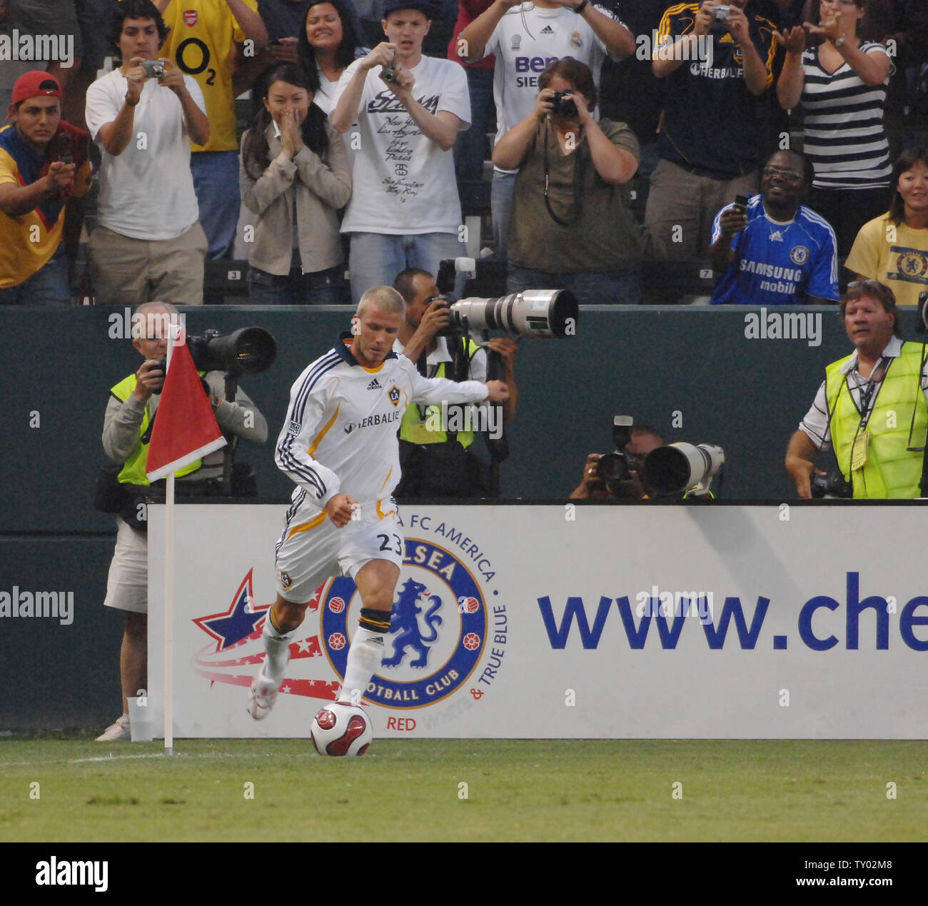 David beckham 2007 match hi-res stock photography and images - Alamy