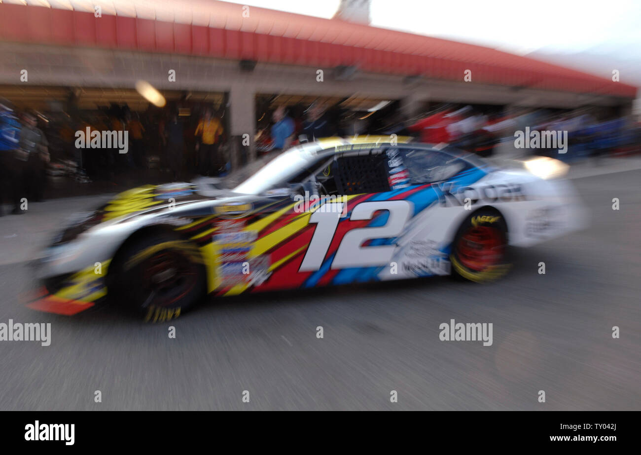 Phil in his garage hi-res stock photography and images - Alamy