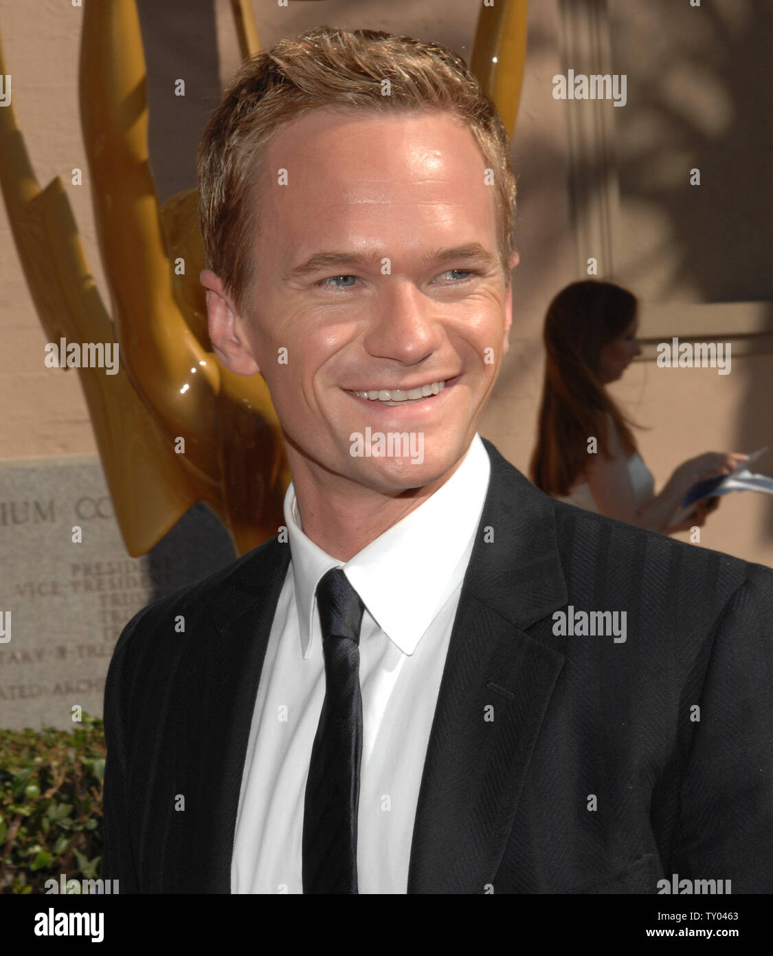 Actor Neil Patrick Harris arrives for the 2007 Creative Arts Emmy ...