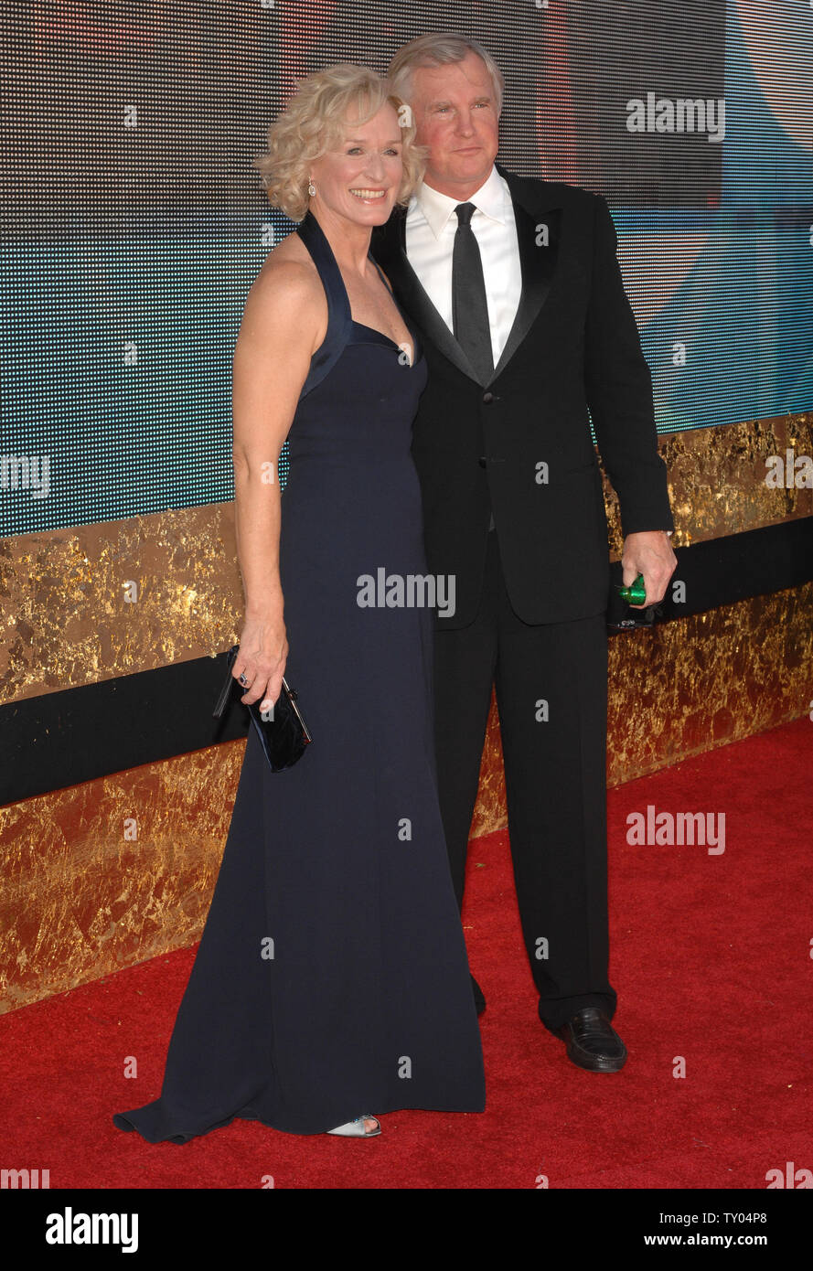 Glenn close and david shaw hi-res stock photography and images - Alamy