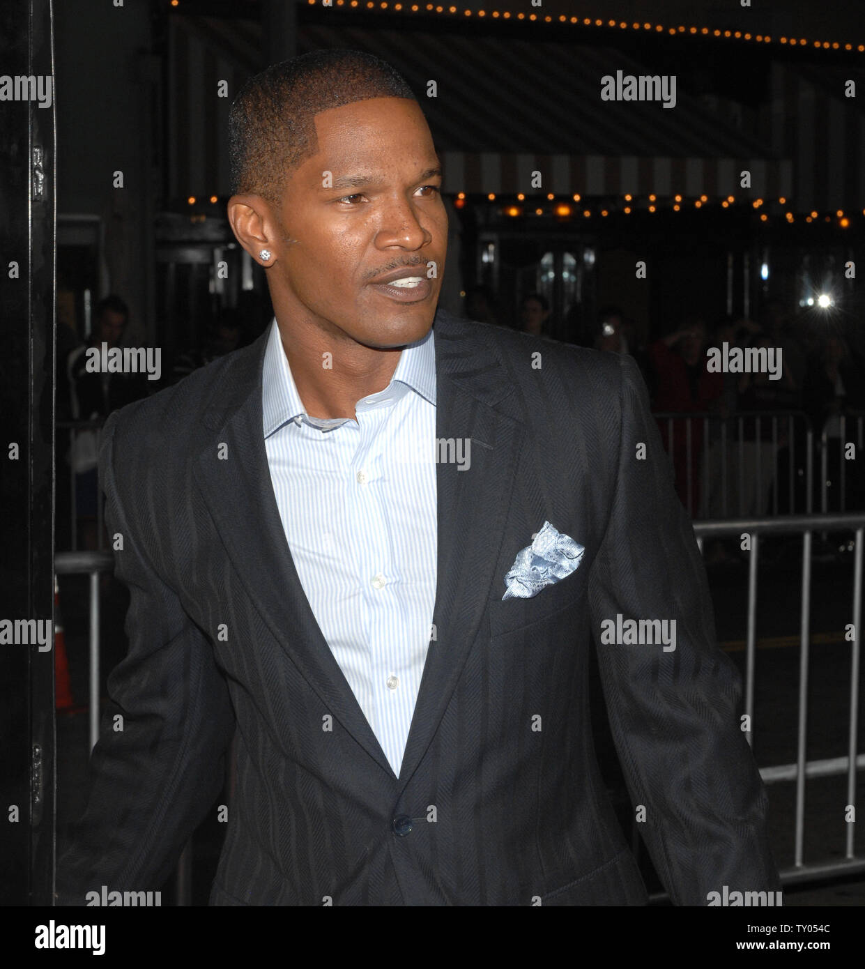 Cast member Jamie Foxx arrives for the premiere of the motion picture ...