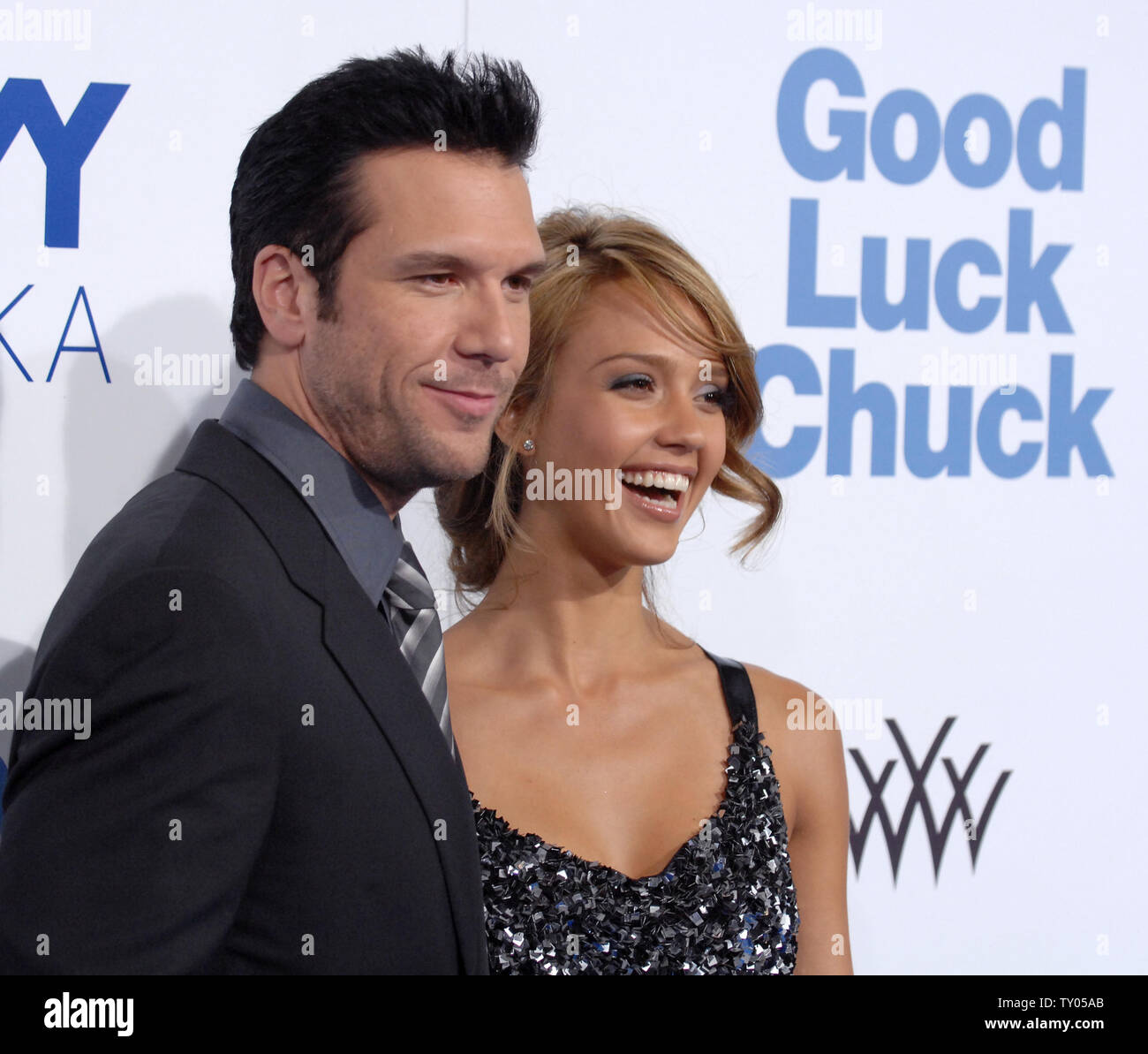 Jessica alba dane cook hi-res stock photography and images - Alamy