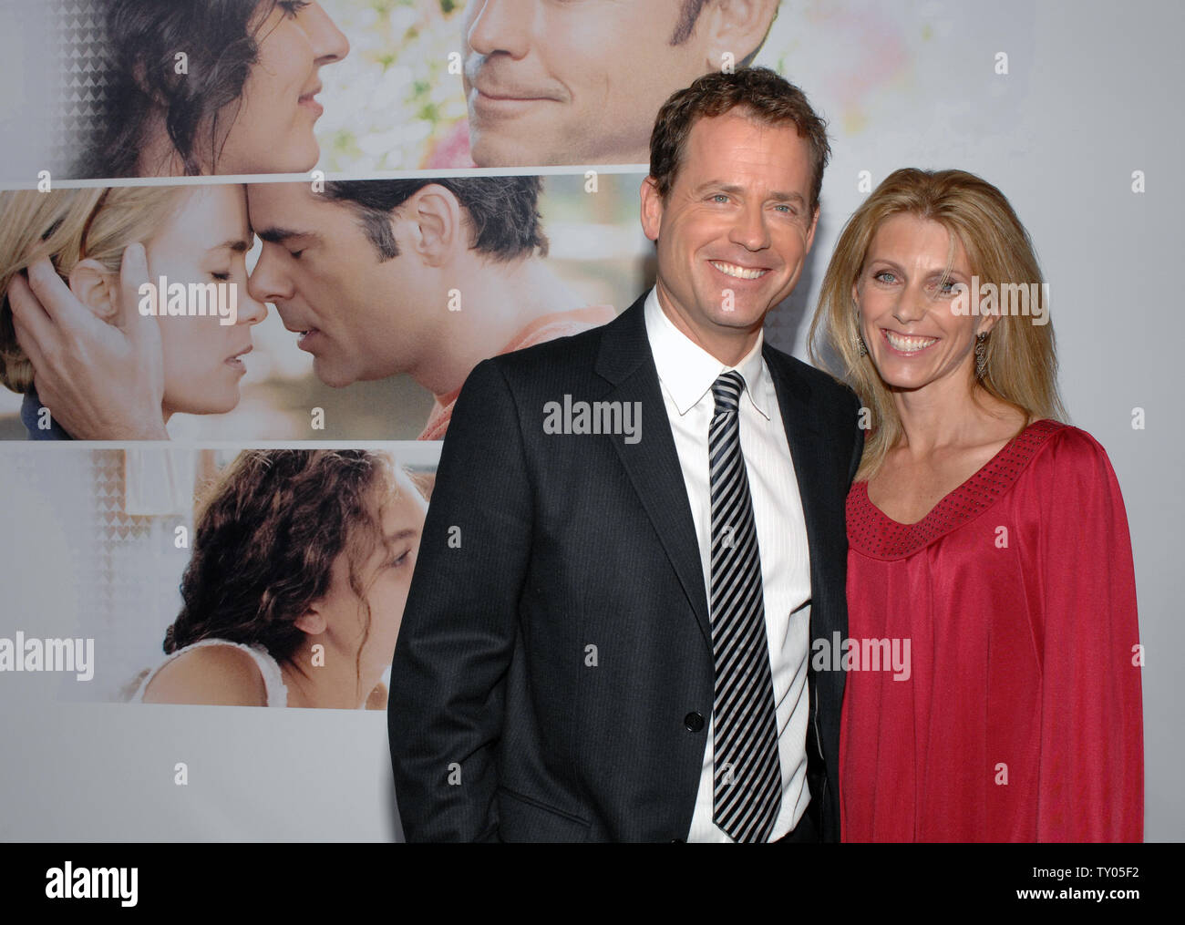 Helen labdon greg kinnear hi-res stock photography and images - Alamy