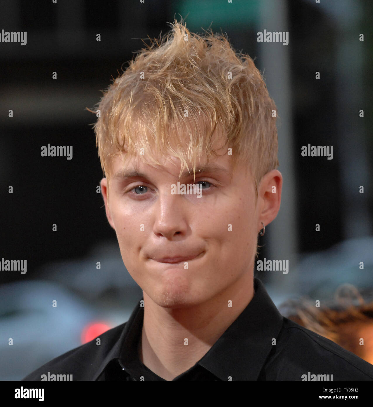 Cast member Toby Hemmingway arrives for the premiere of the motion ...