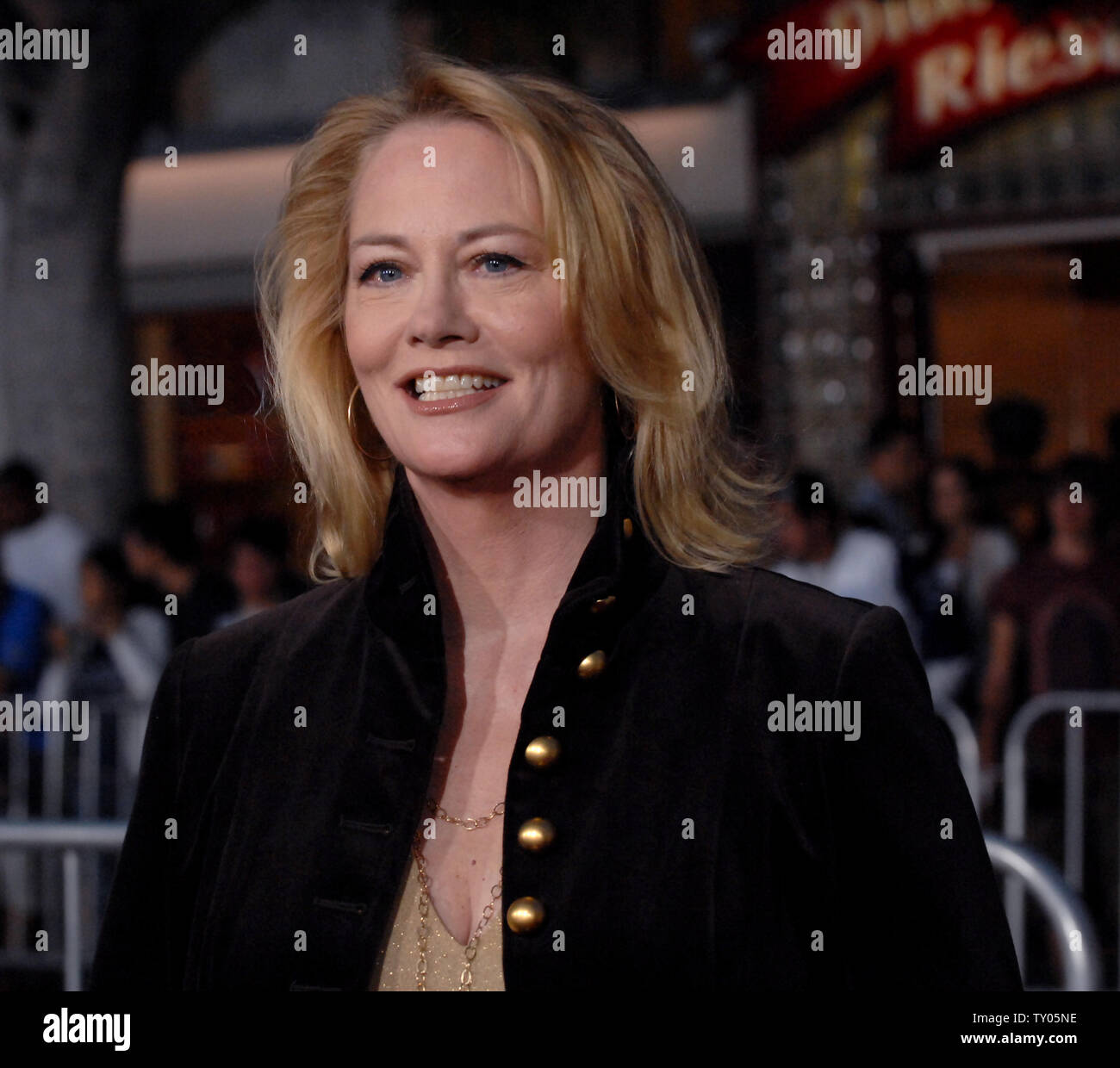 Cybill Shepherd, a cast member in the original 1972 version of the film ...