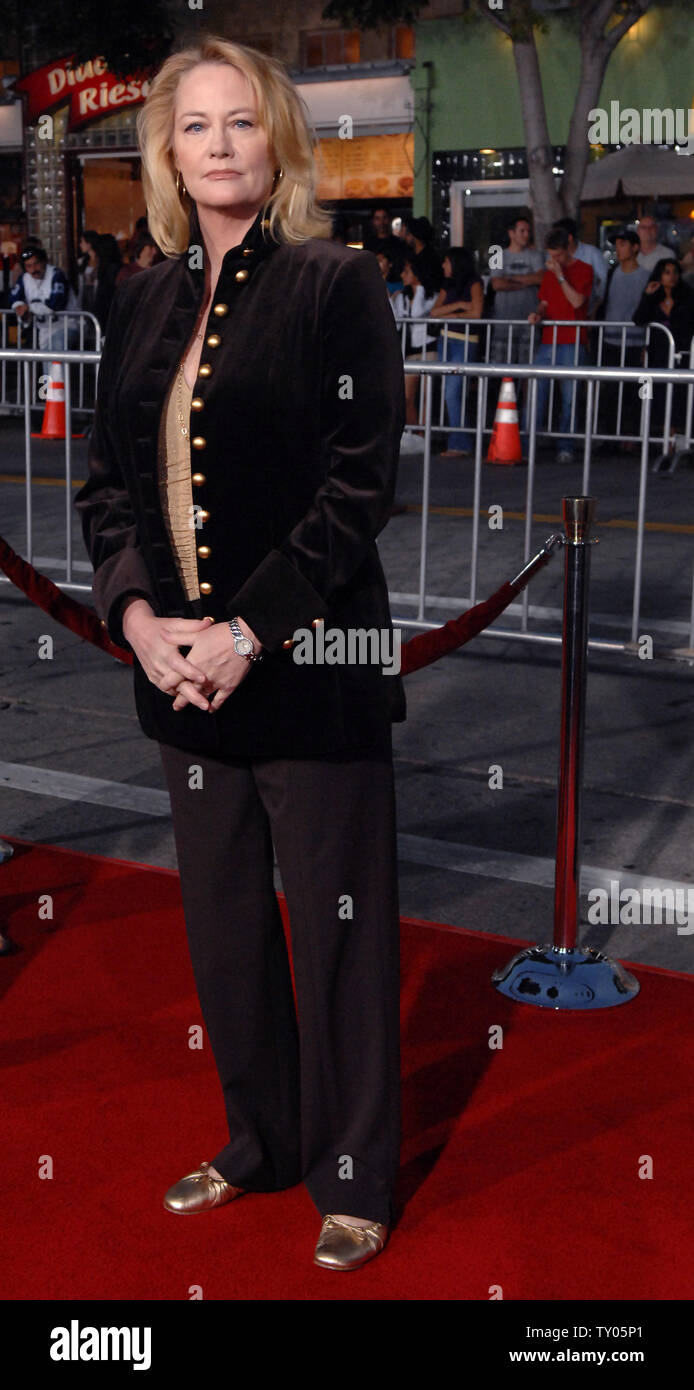 Cybill Shepherd, a cast member in the original 1972 version of the film ...