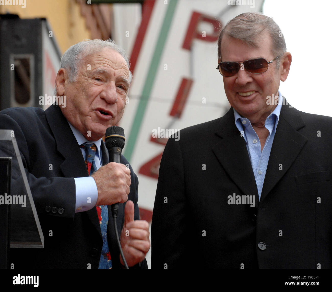 Alan ladd alan ladd jr hi-res stock photography and images - Alamy