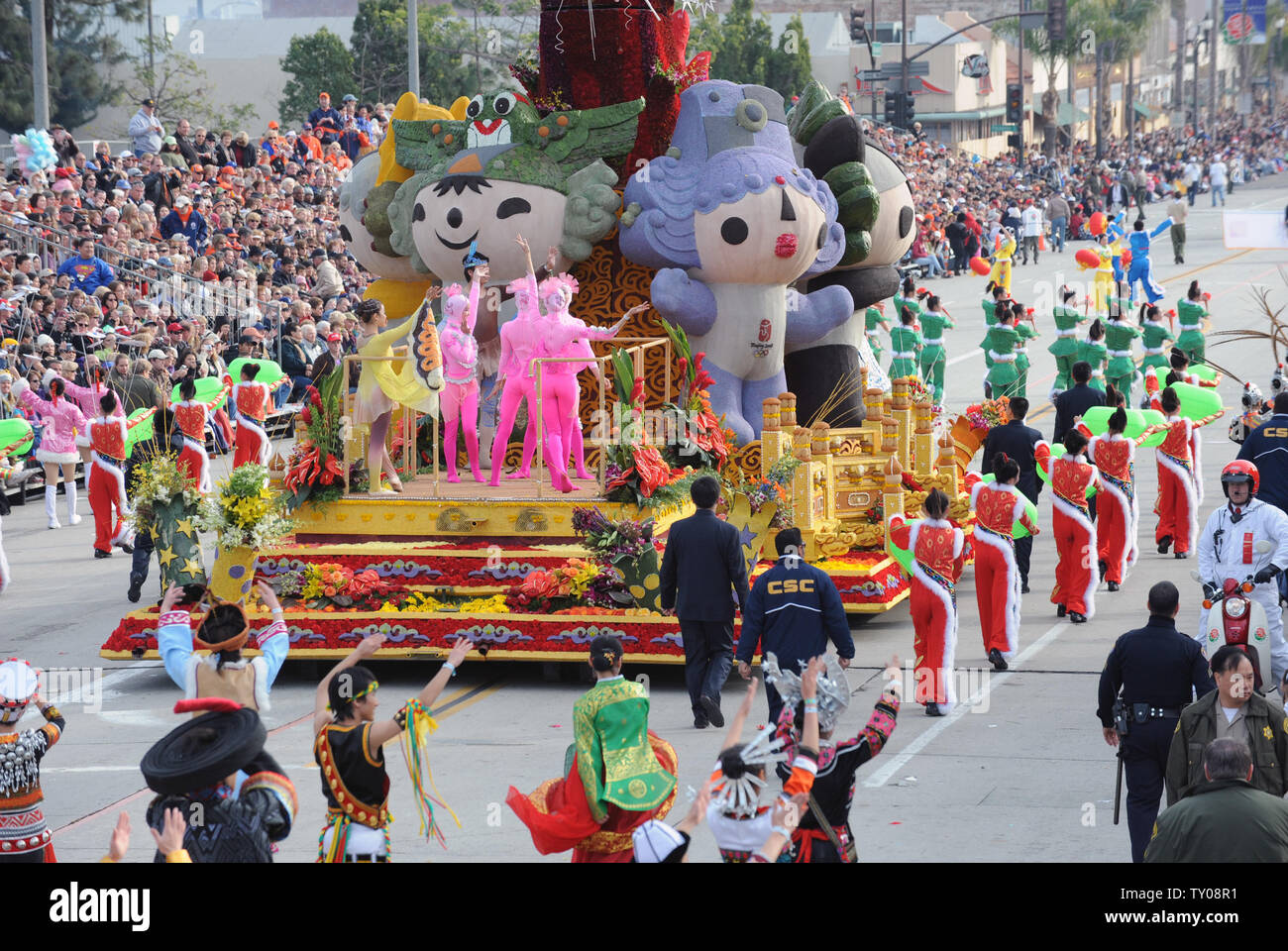 The 2008 Olympic-themed Chinese float "One World, One Dream", winner of ...