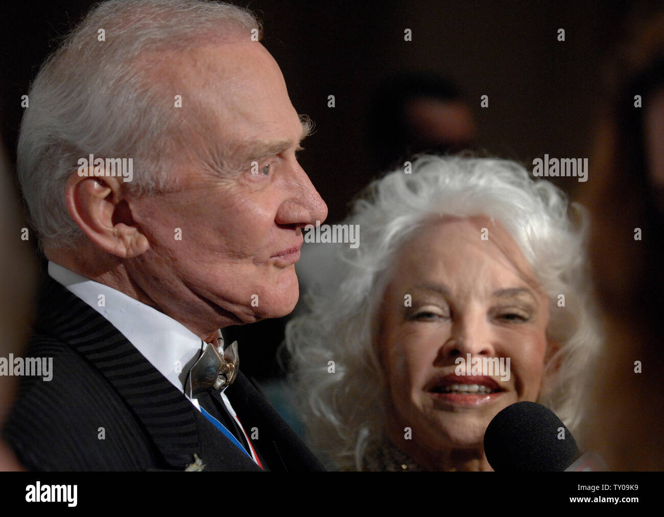 Former astronaut Buzz Aldrin (L) and wife Lois attend the Living ...