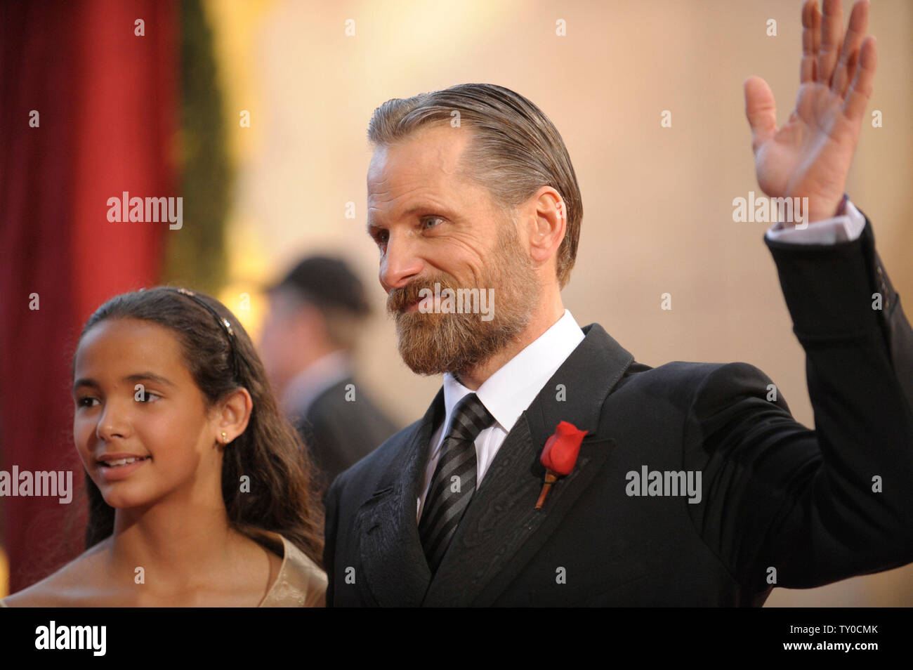 Viggo Mortensen (R), best Oscar actor nominee for 'Eastern Promises ...