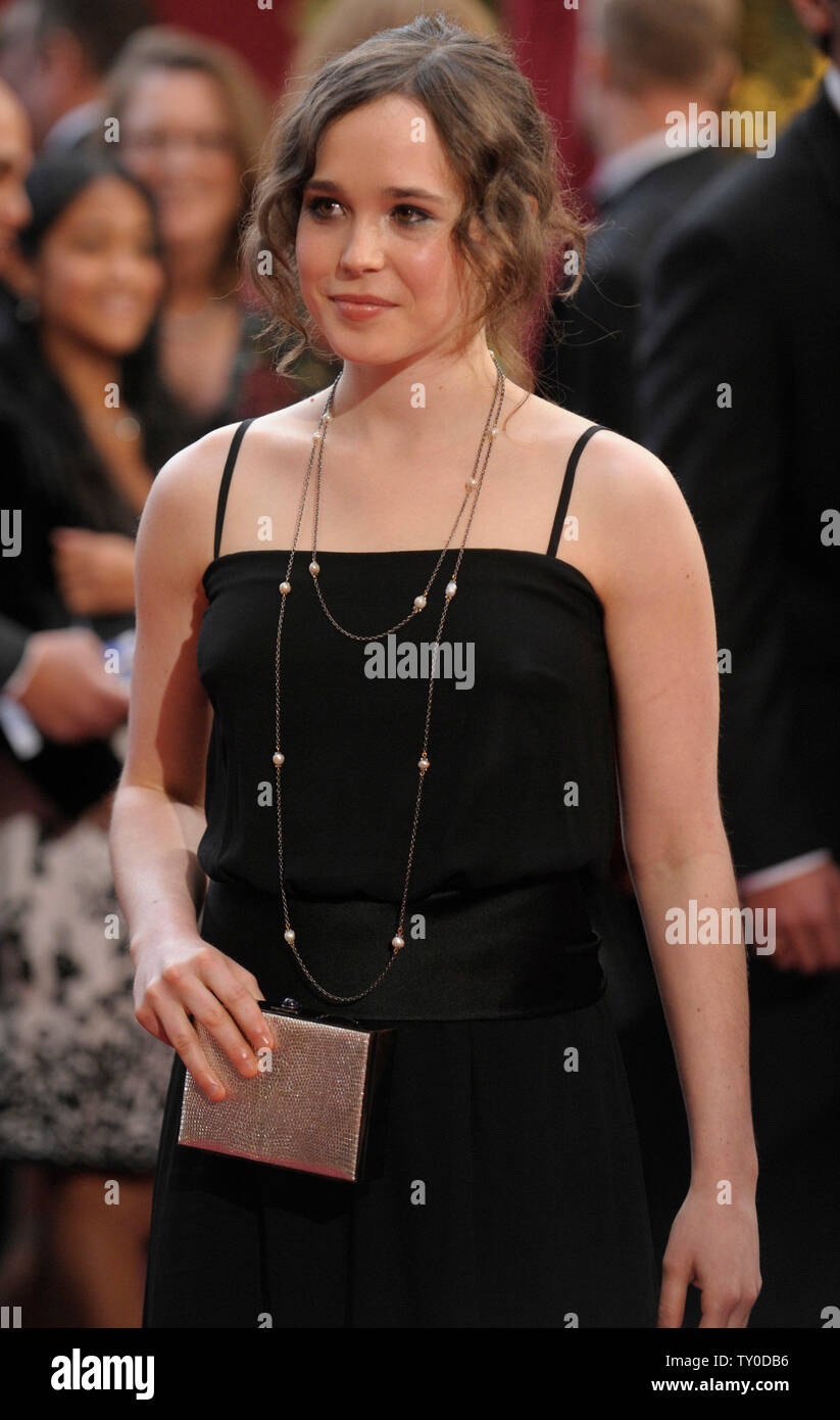 Ellen Page arrives for the 80th Annual Academy Awards at the Kodak ...