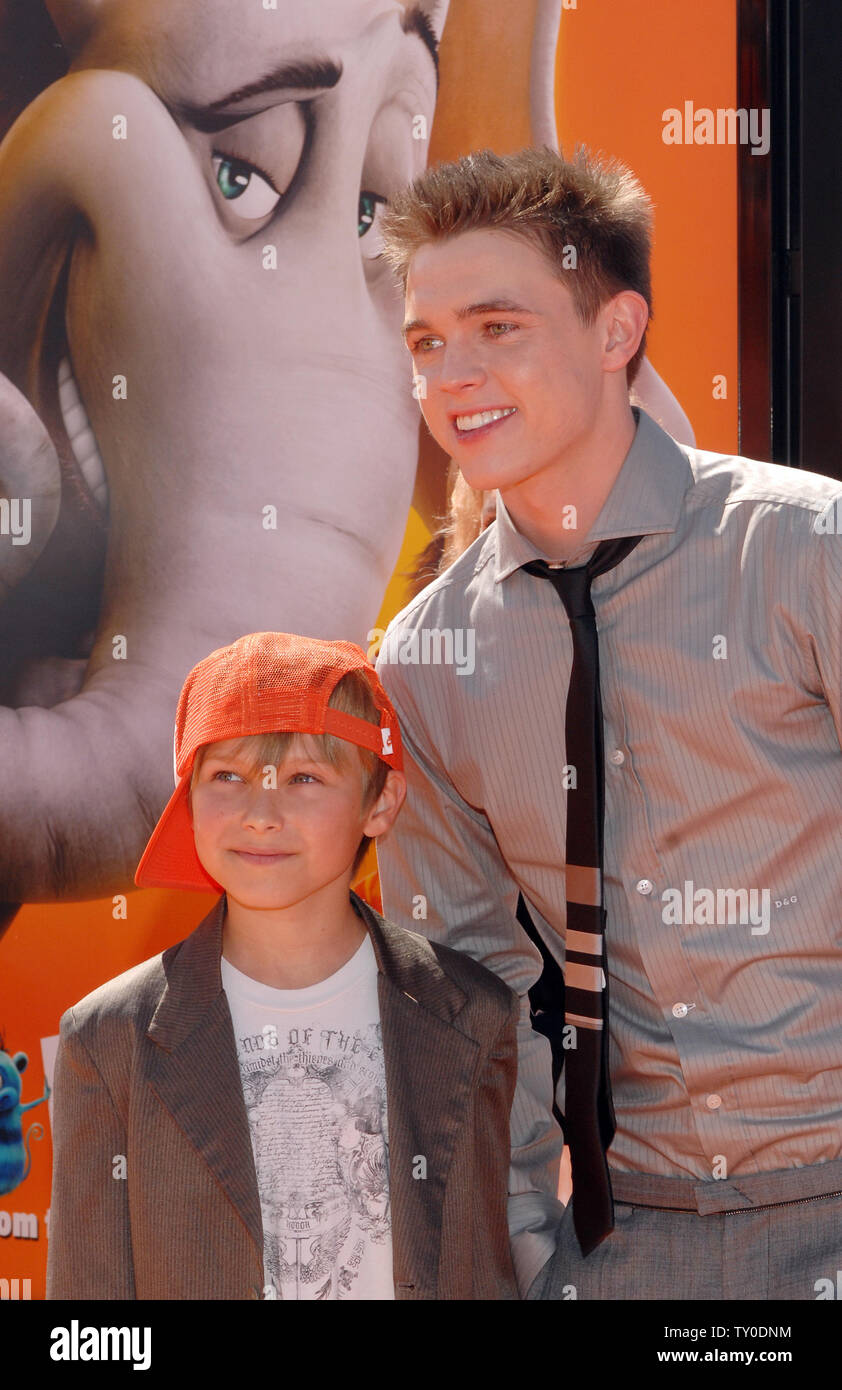 Jesse mccartney 2008 hi-res stock photography and images - Alamy